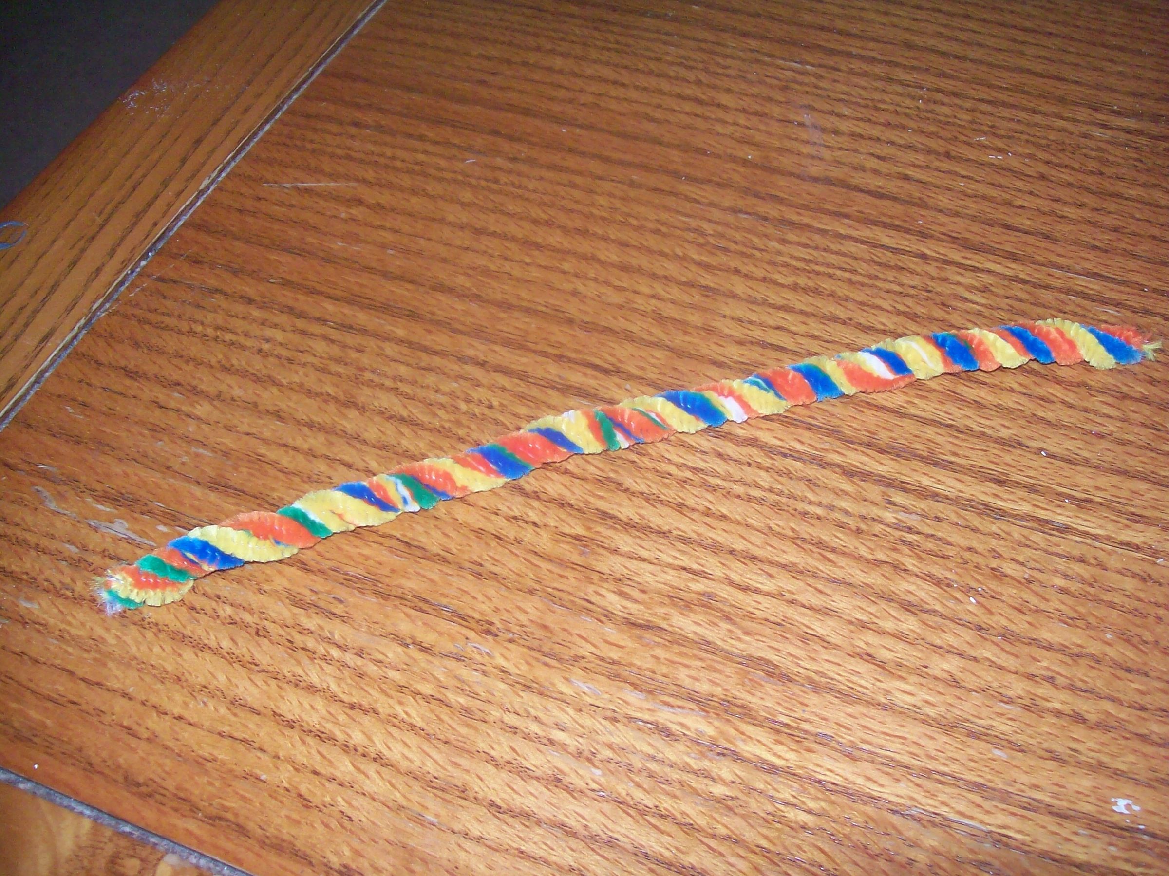 DIY Tripod Made Out of PIpe Cleaners : 5 Steps - Instructables