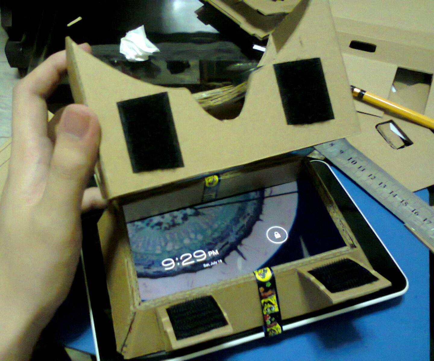 Google Cardboard HMD for Tablet : 11 Steps (with Pictures) - Instructables