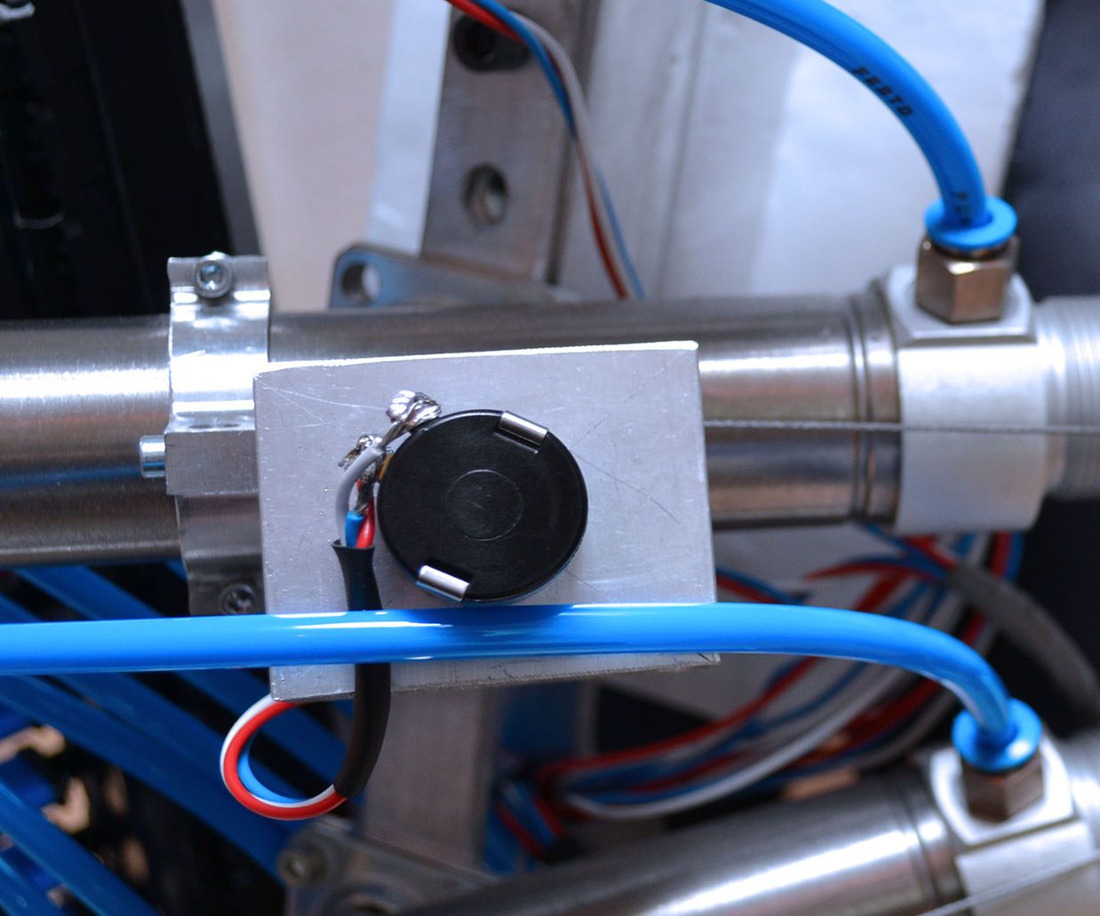 Low Cost String-pot Displacement Transducer : 3 Steps - Instructables