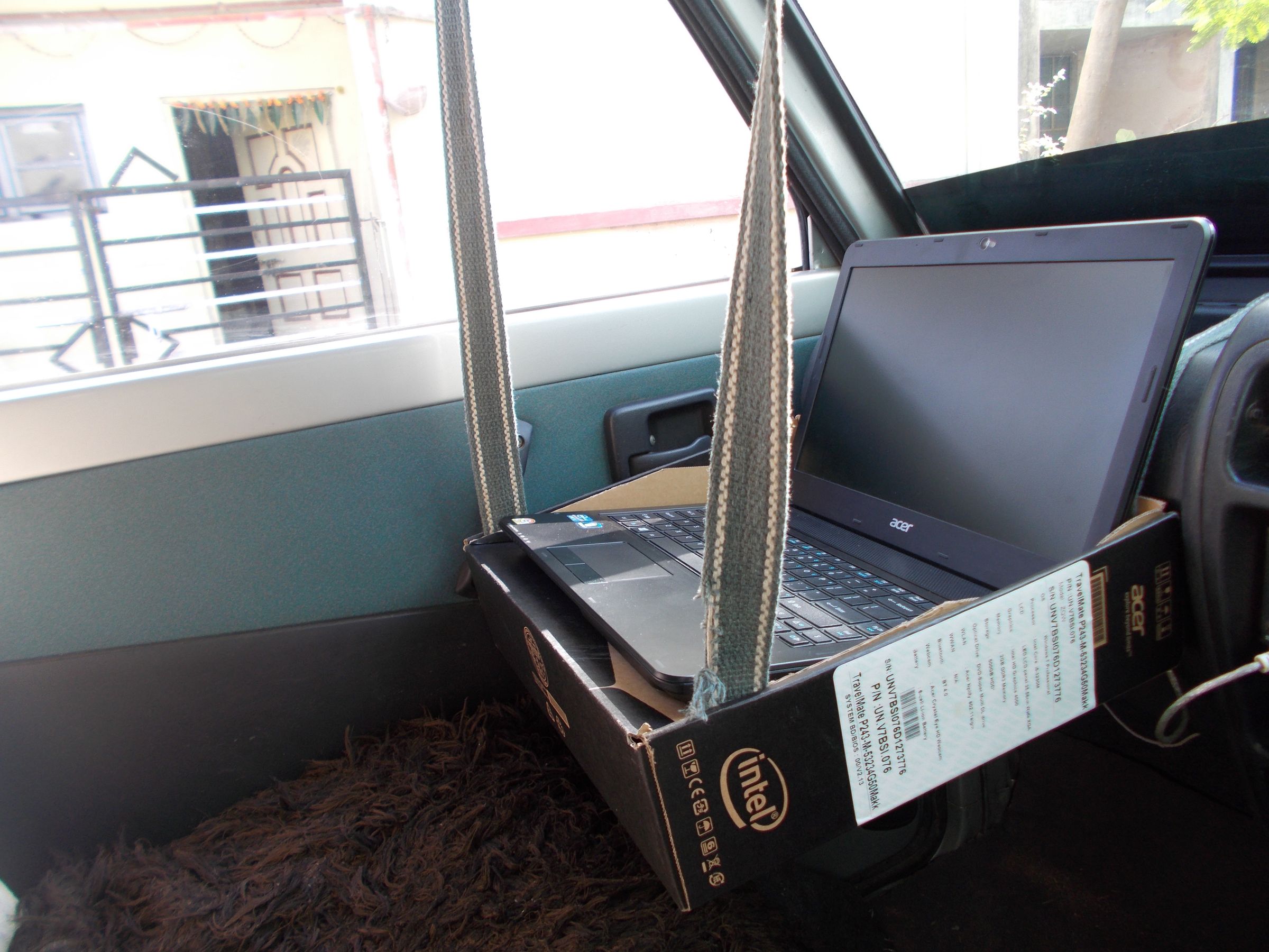 DIY Laptop Table for Car at No Cost Eco Friendly. : 5 Steps - Instructables