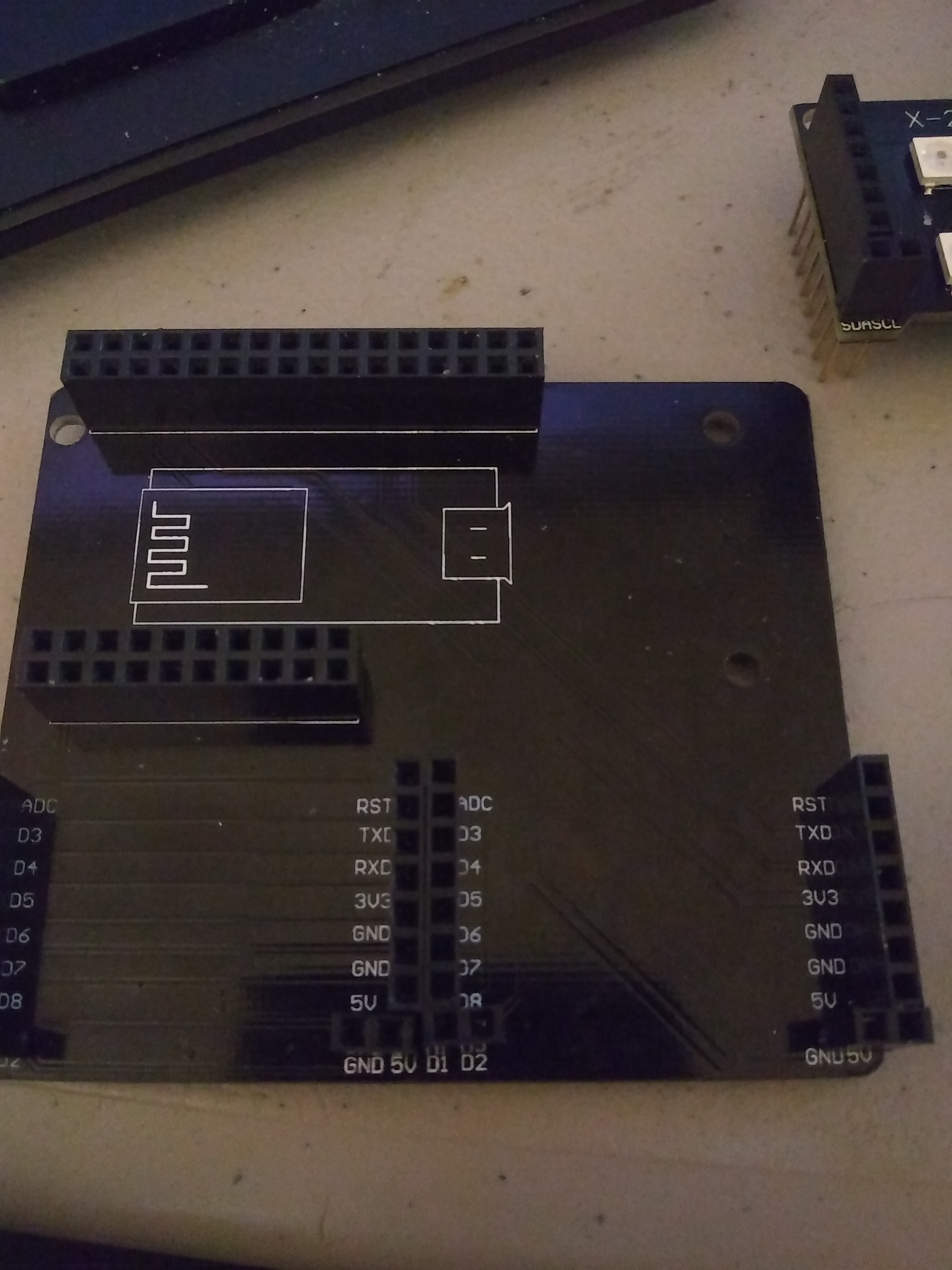 ESP32/X-Project Cheerlight Badge Using MQTT : 5 Steps (with Pictures) - Instructables