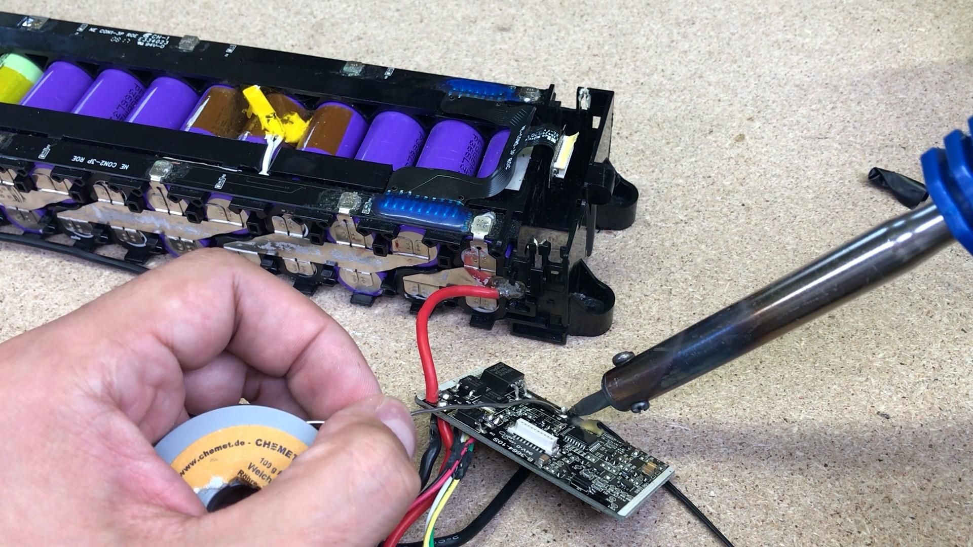 Xiaomi M365 Electric Scooter Battery Repair : 12 Steps - Instructables