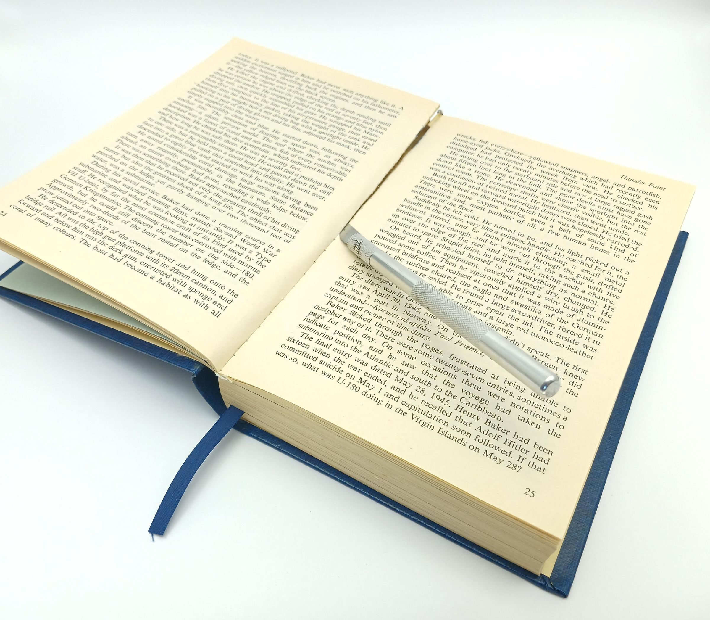 Make Your Own Burning Book Night Light! : 8 Steps (with Pictures ...