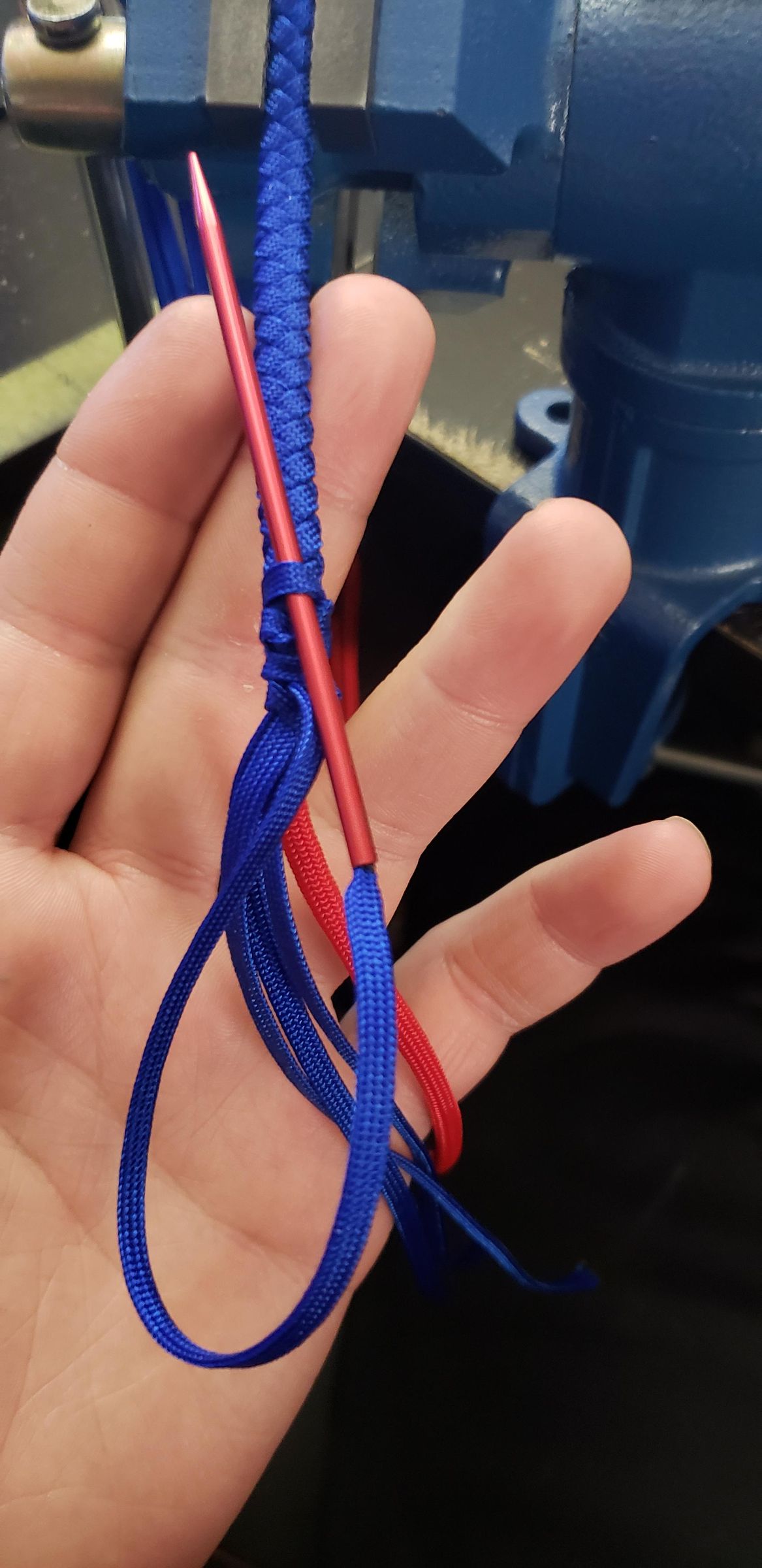 Tygra's Bolo-Whip With Paracord in 16 Plait : 9 Steps (with Pictures ...