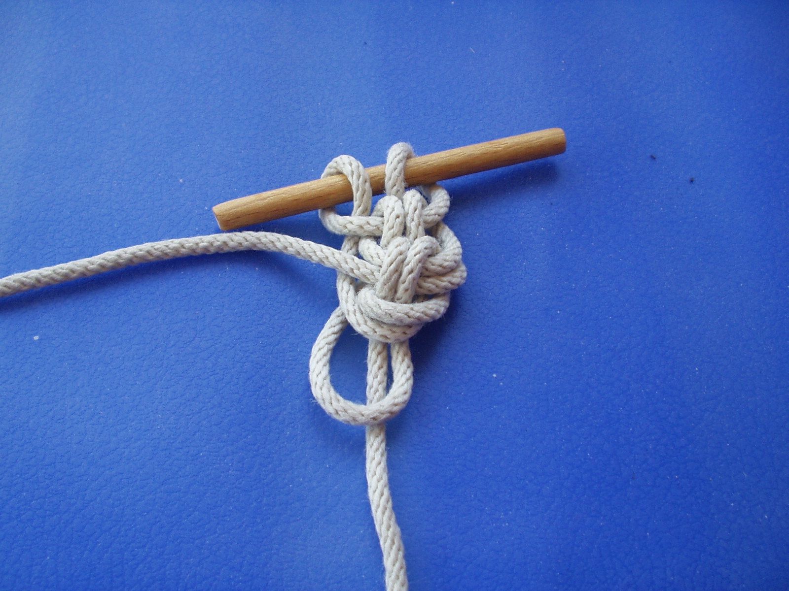Single Strand Star Knot : 16 Steps - Instructables