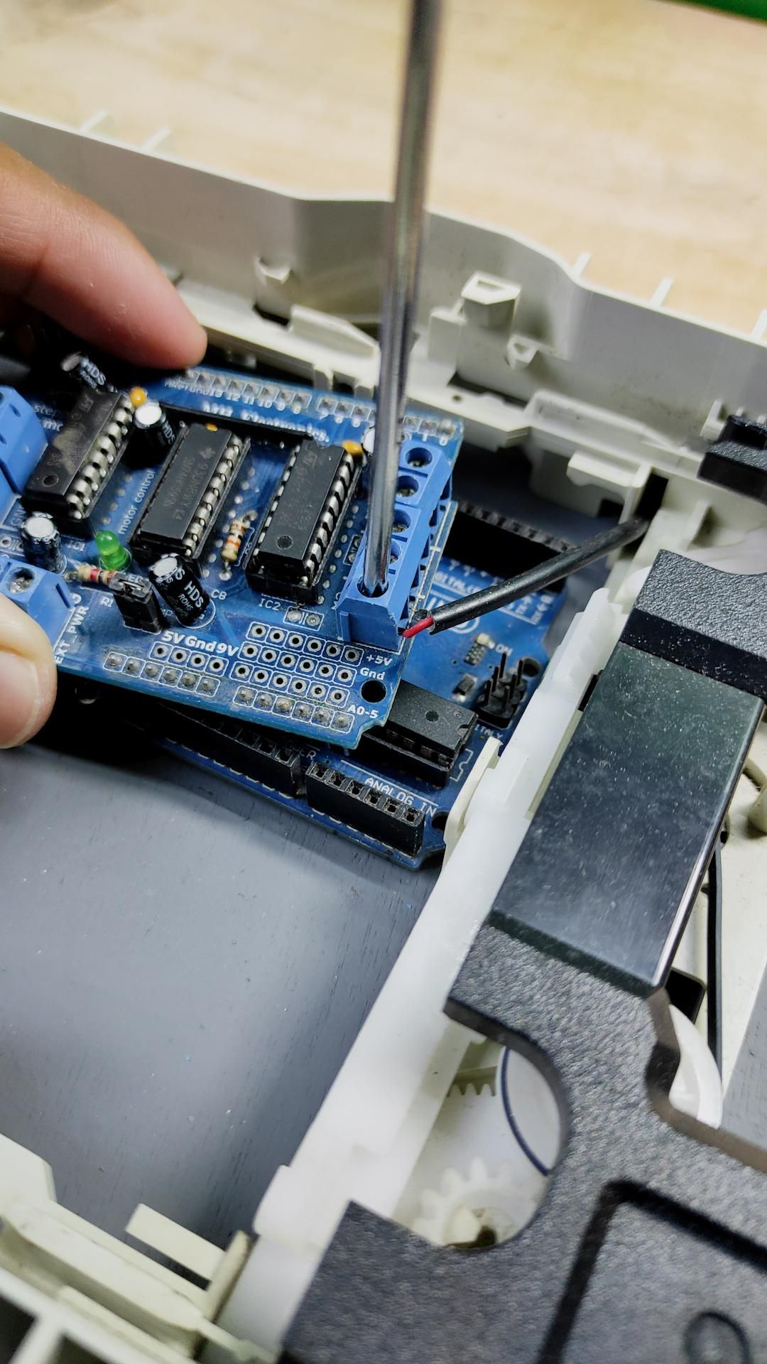 Homebrew PCB Shaker for Etching Using an Old DVD Rom! : 8 Steps (with ...