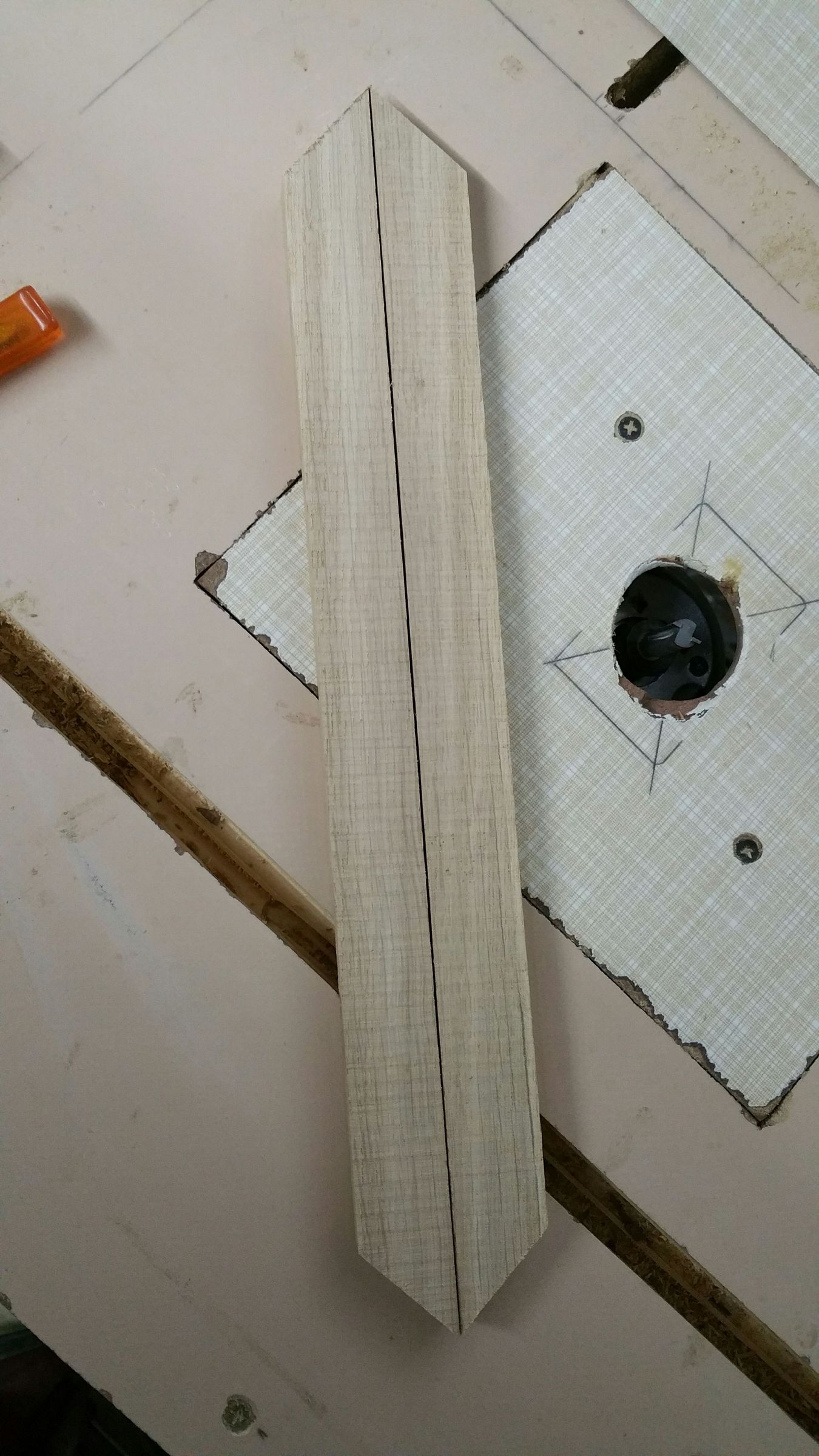 Perfect Mitre Joints for Picture Frames : 4 Steps (with Pictures ...
