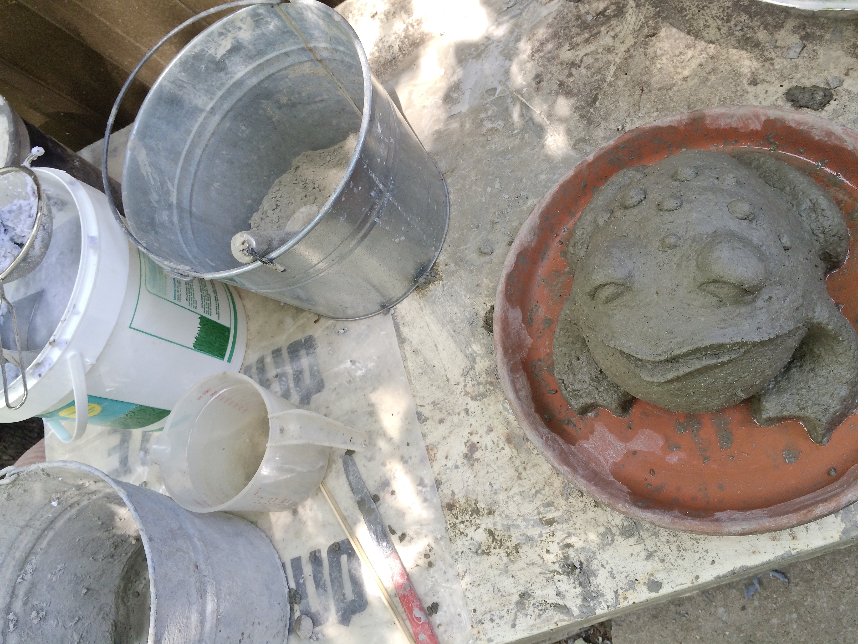 Paper-crete Garden Sculptures : 8 Steps (with Pictures) - Instructables