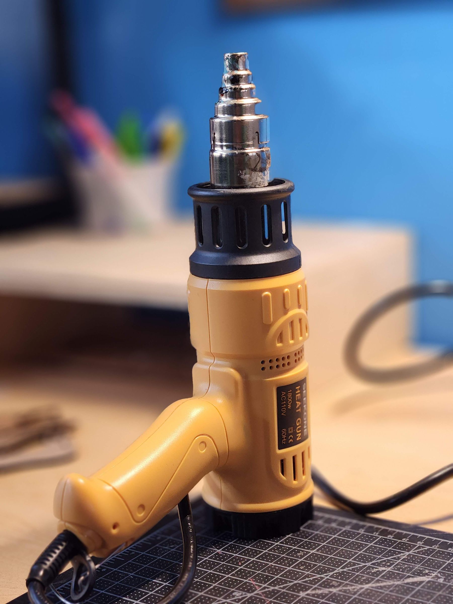 DIY Vinyl Weeding Tool Using Old Cricut Blades : 6 Steps (with Pictures ...