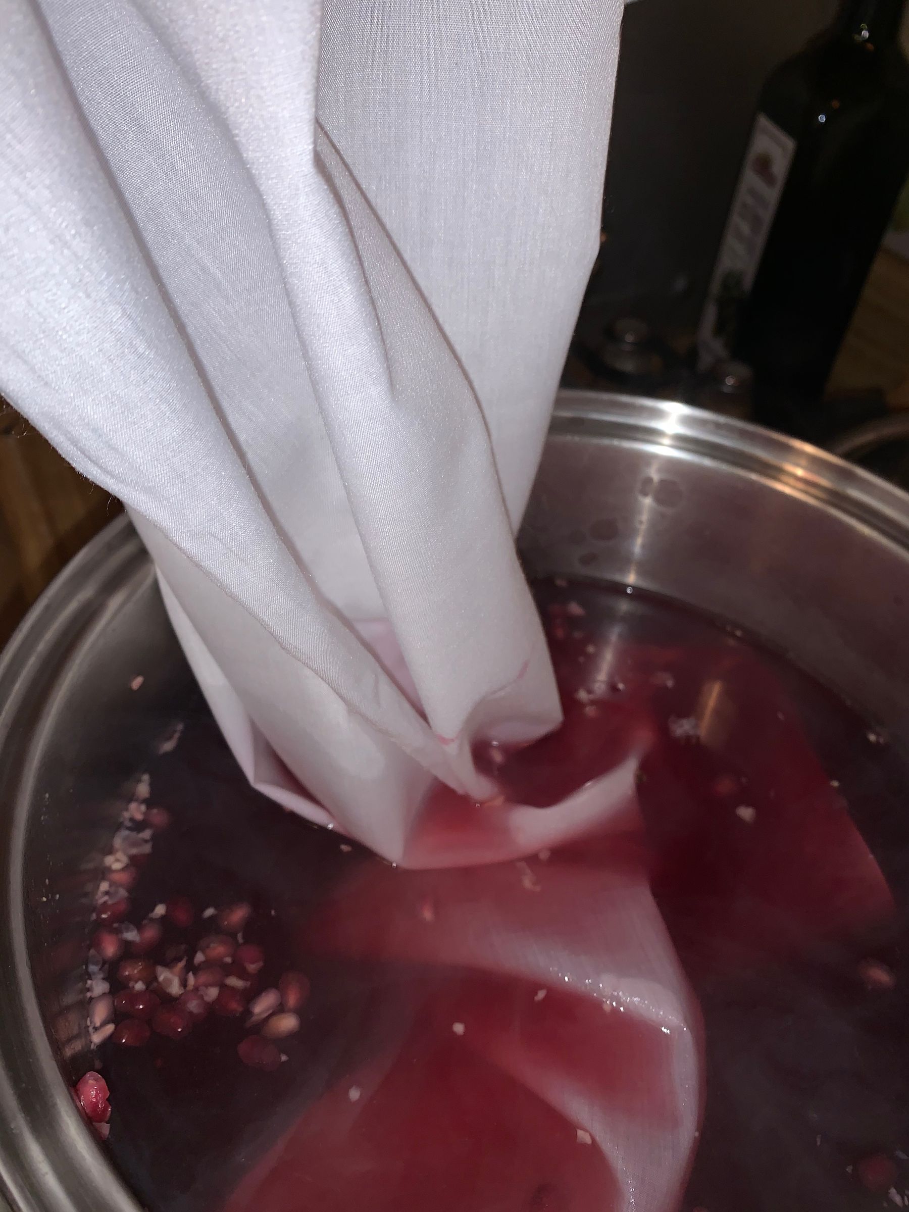 Pomegranate Natural Dye : 6 Steps - Instructables