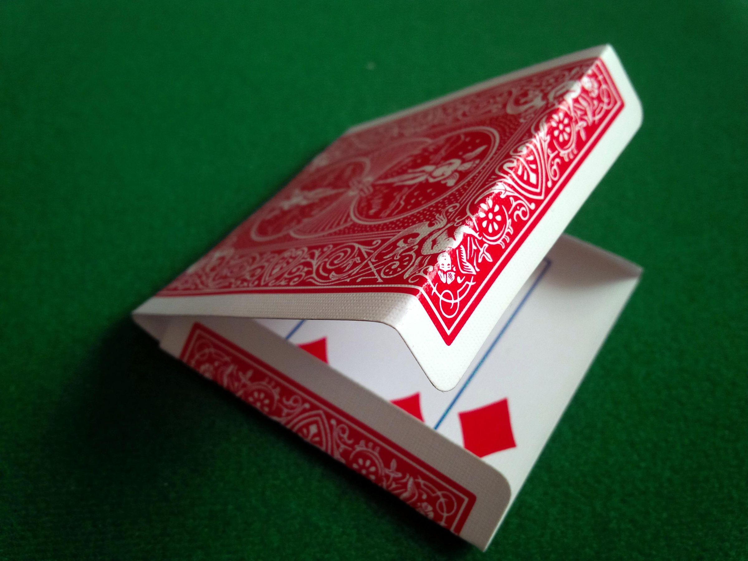 DIY Origami Gift Box From Playing Cards : 6 Steps - Instructables
