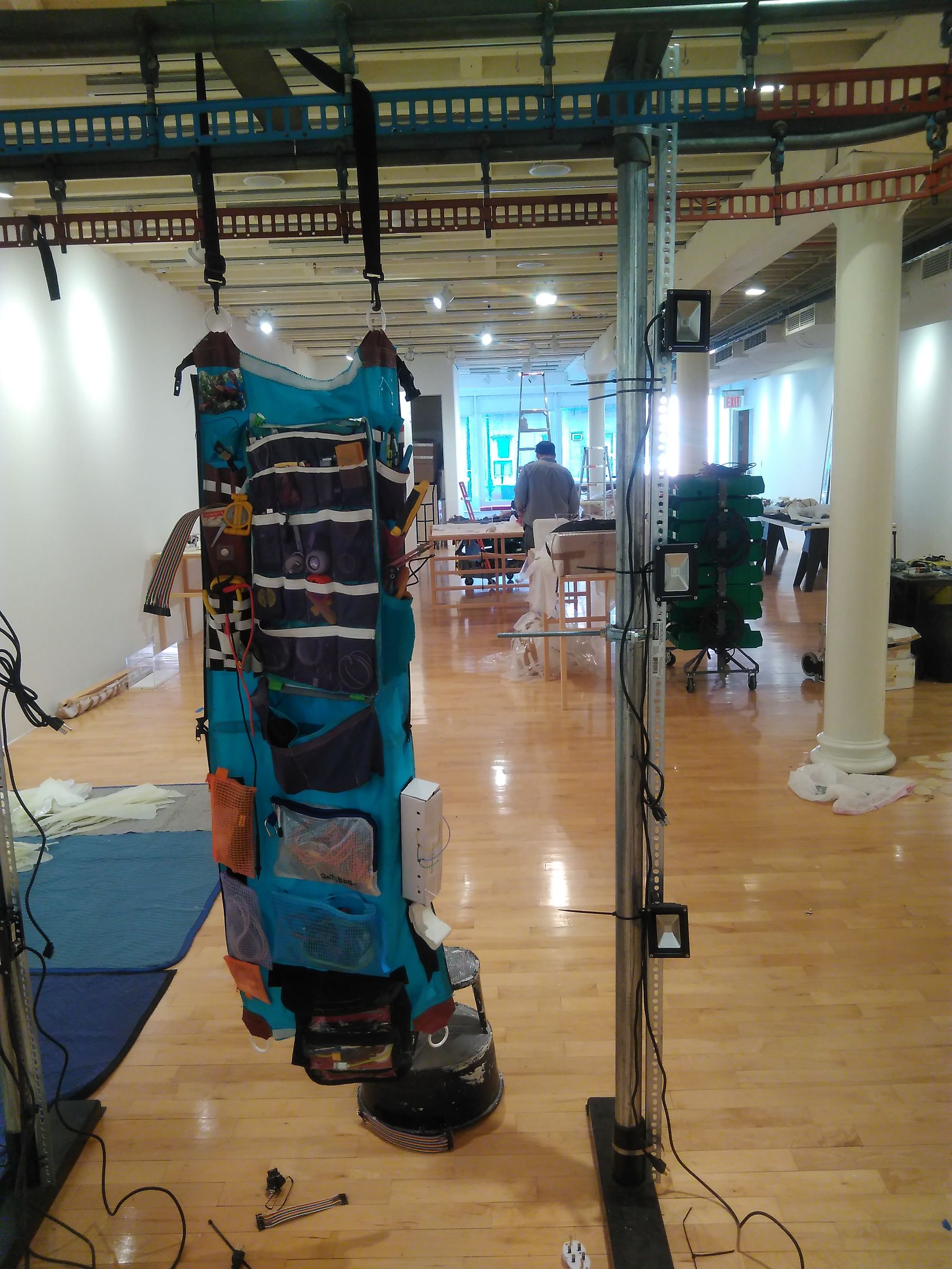 Long-Range RFID-Controlled Dry Cleaner Conveyor : 9 Steps (with ...
