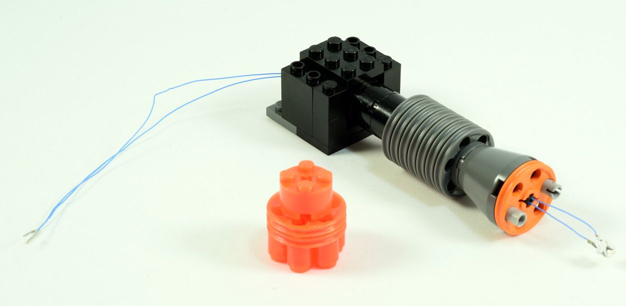 Electronic LEGO DL-44 Blaster (Light & Sound) : 11 Steps (with Pictures ...