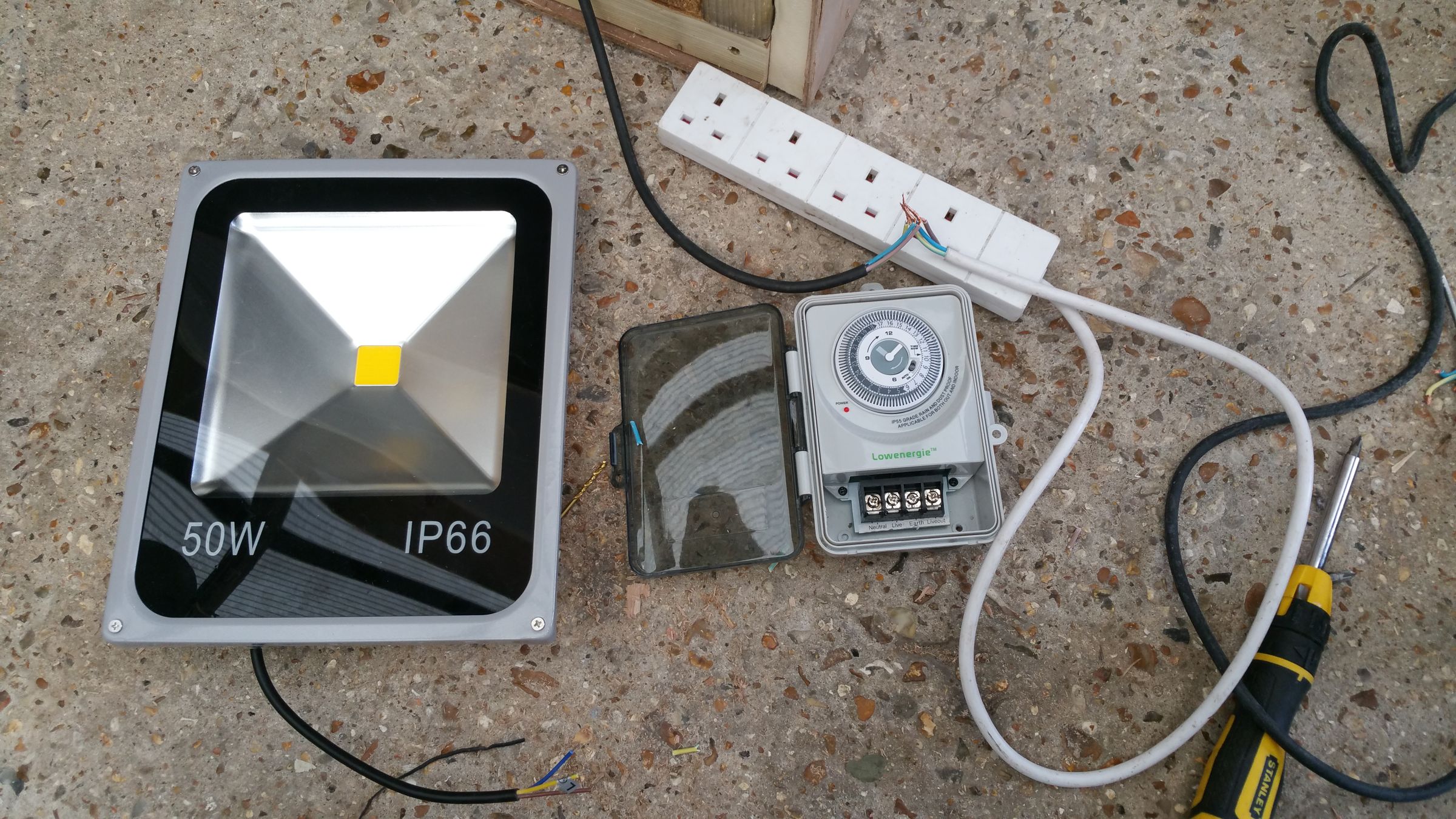 Fly Cage Black Soldier Fly Breeding UK. : 9 Steps (with Pictures ...