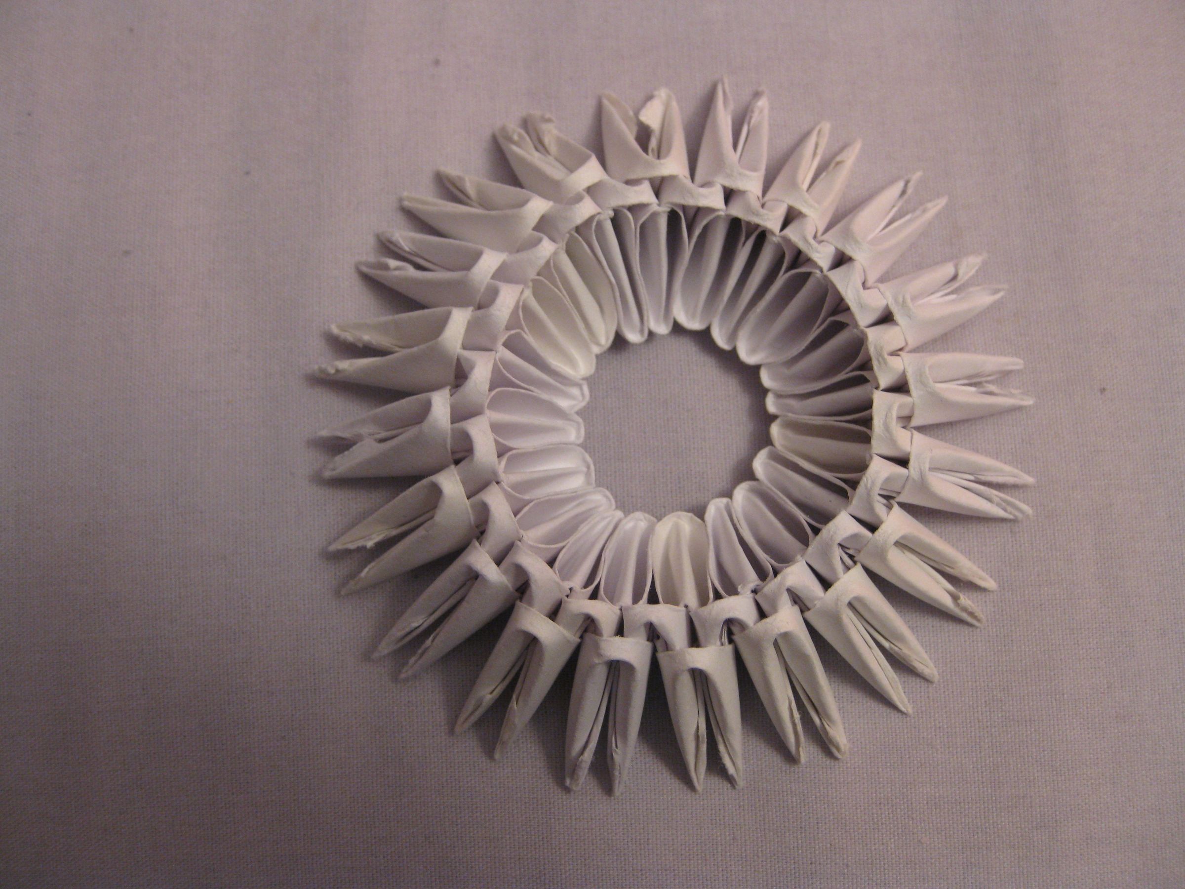 Modular Origami Swan : 11 Steps (with Pictures) - Instructables