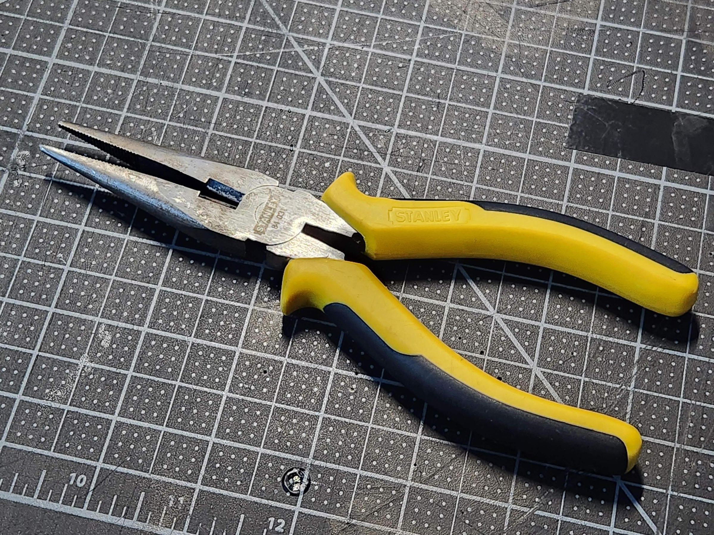 DIY Vinyl Weeding Tool Using Old Cricut Blades : 6 Steps (with Pictures ...
