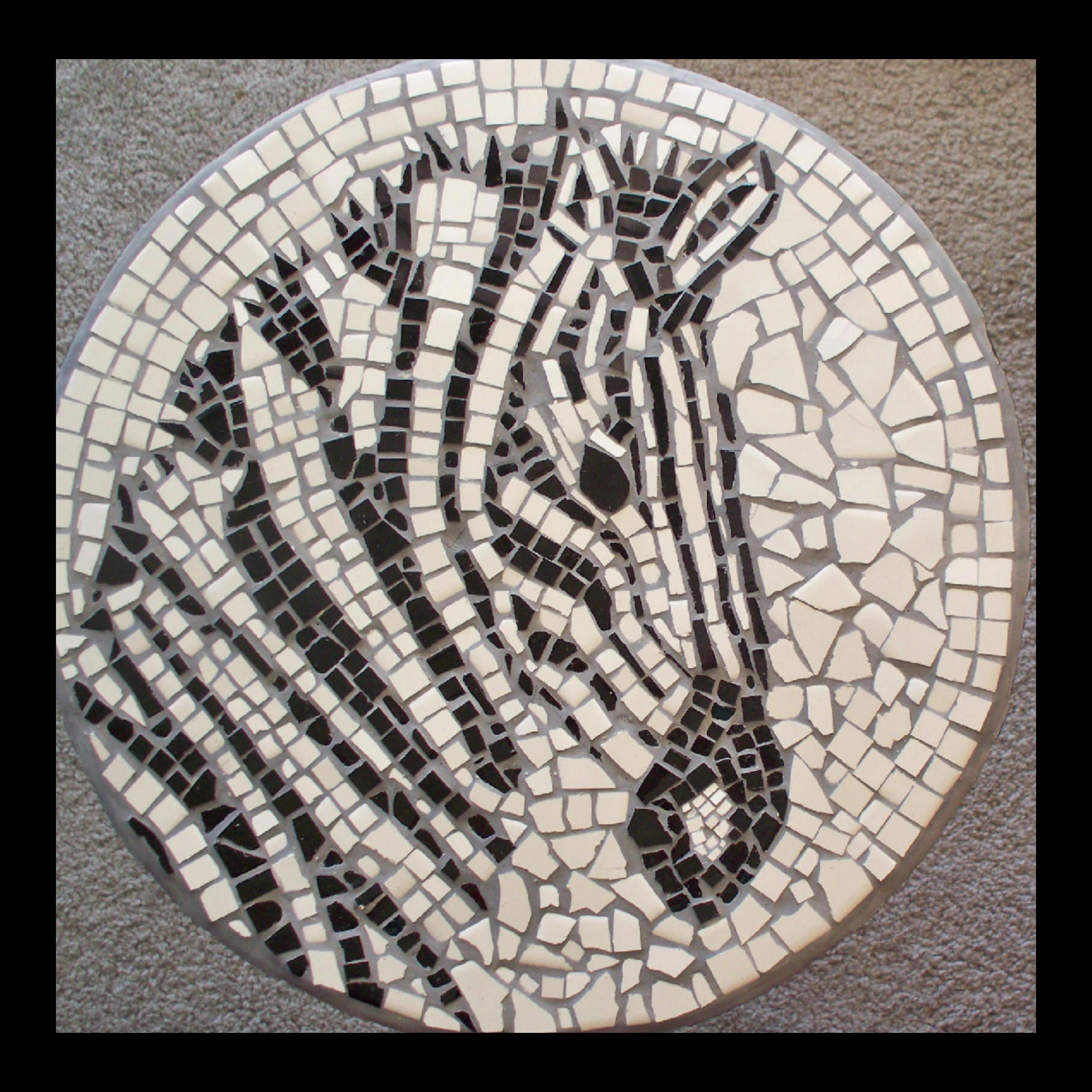 Use Field Tiles to Make a Zebra Mosaic Table : 7 Steps (with Pictures ...