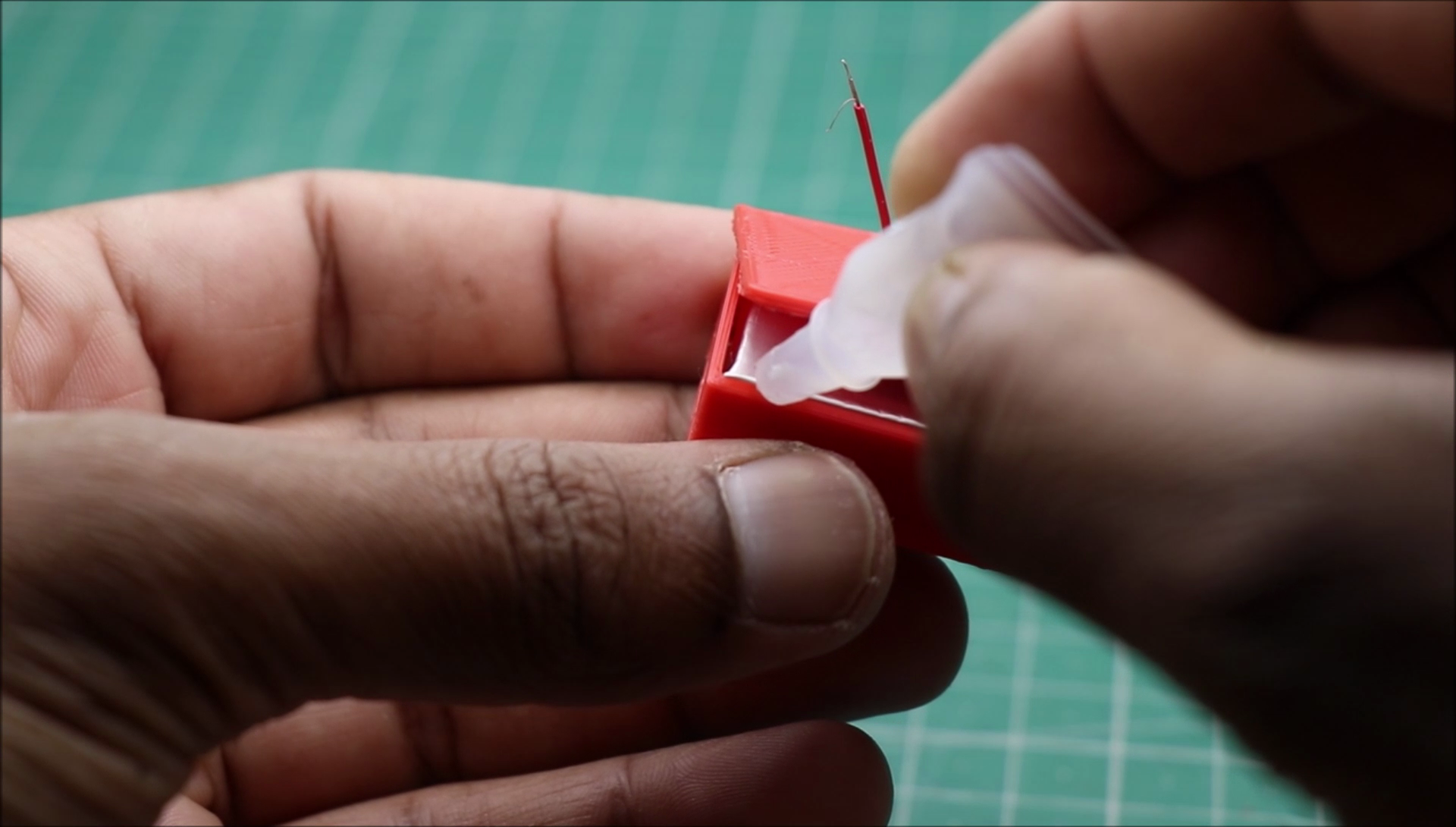 How to Make Mini Rechargeable Powerful LED Light : 8 Steps (with ...