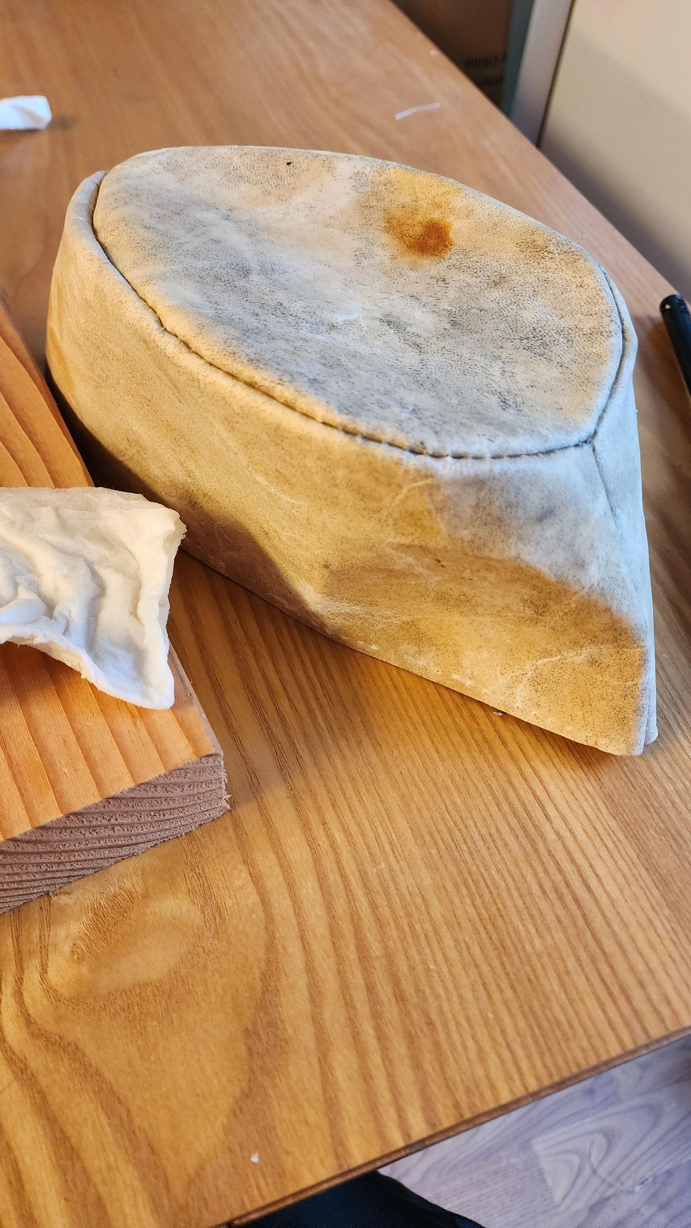 Leather Cowboy Hat (Kids) : 11 Steps (with Pictures) - Instructables