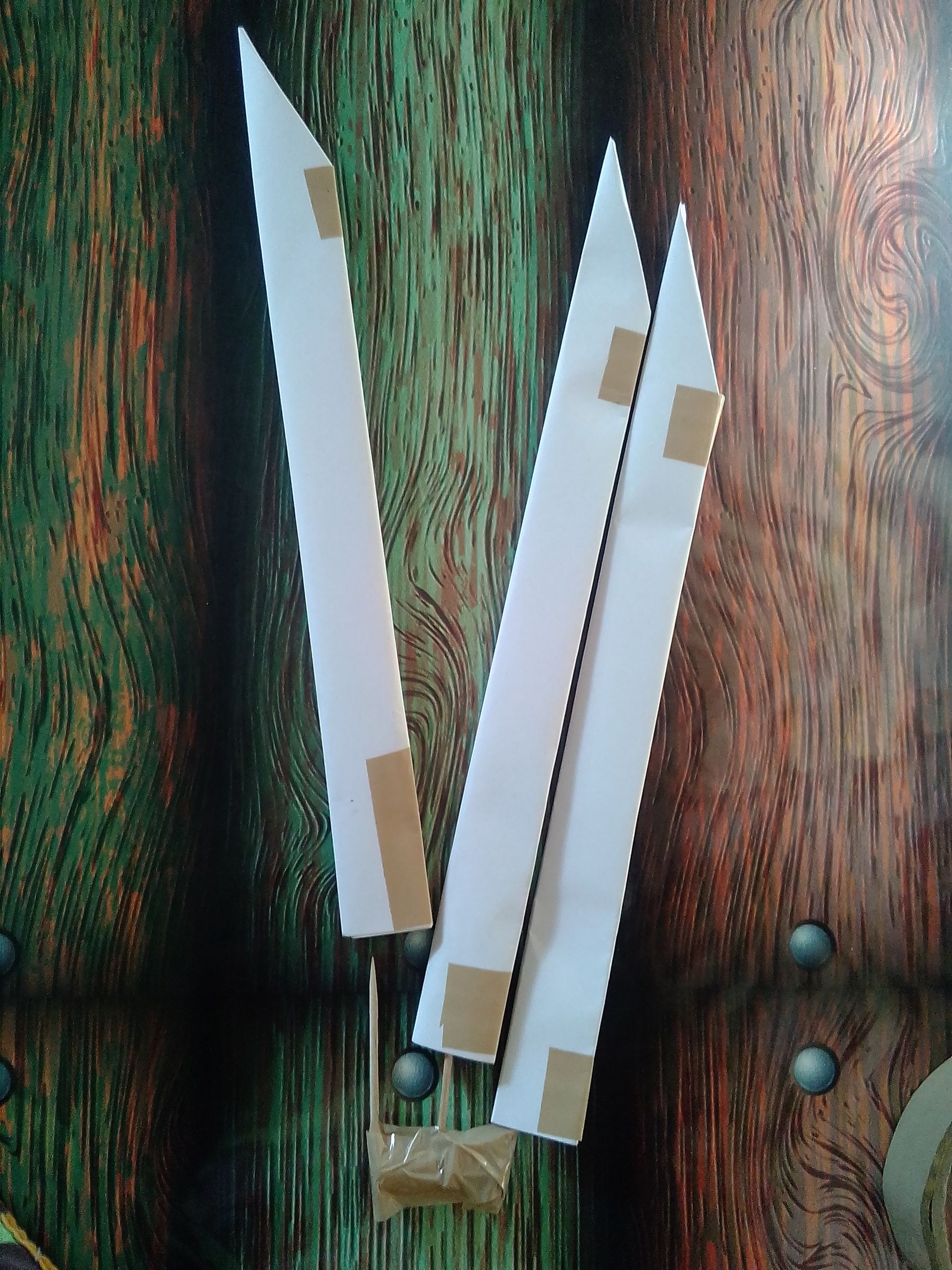 Wolverine Claws Out of Paper : 5 Steps (with Pictures) - Instructables
