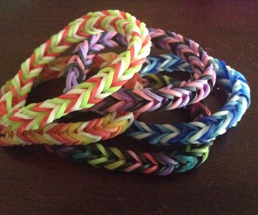 Rainbow Loom Fishtail Pattern : 8 Steps (with Pictures) - Instructables