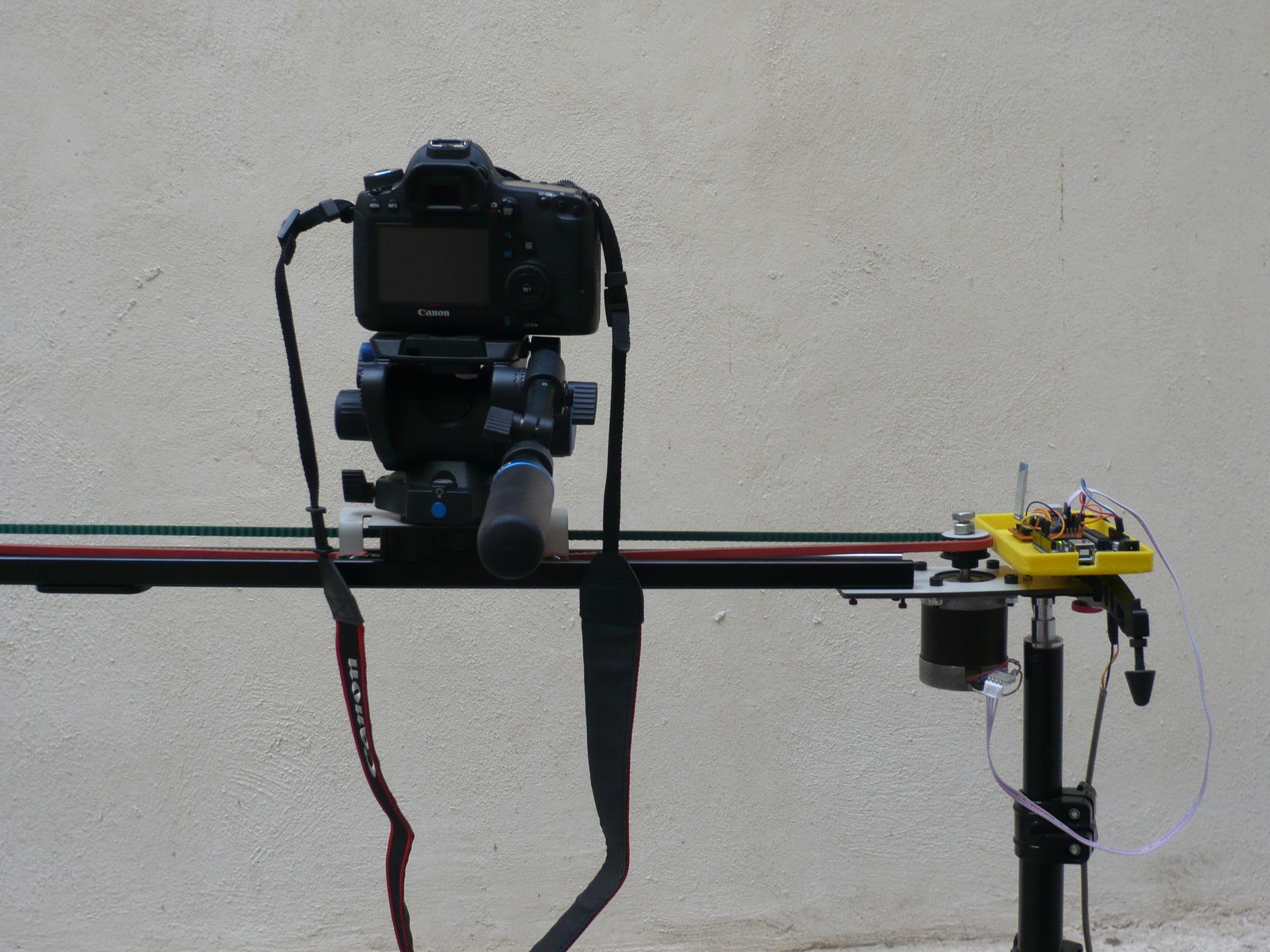 Motorized Camera Slider Controled by Android Phone : 4 Steps ...