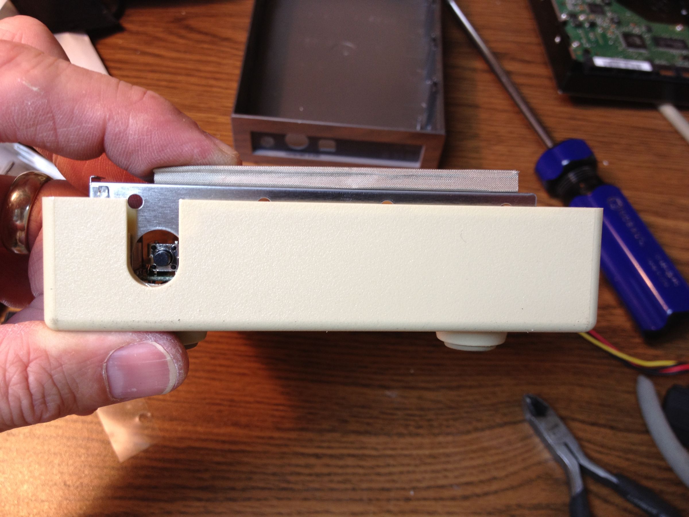 Retro Apple Disk Drive As HDD Enclosure : 18 Steps (with Pictures ...