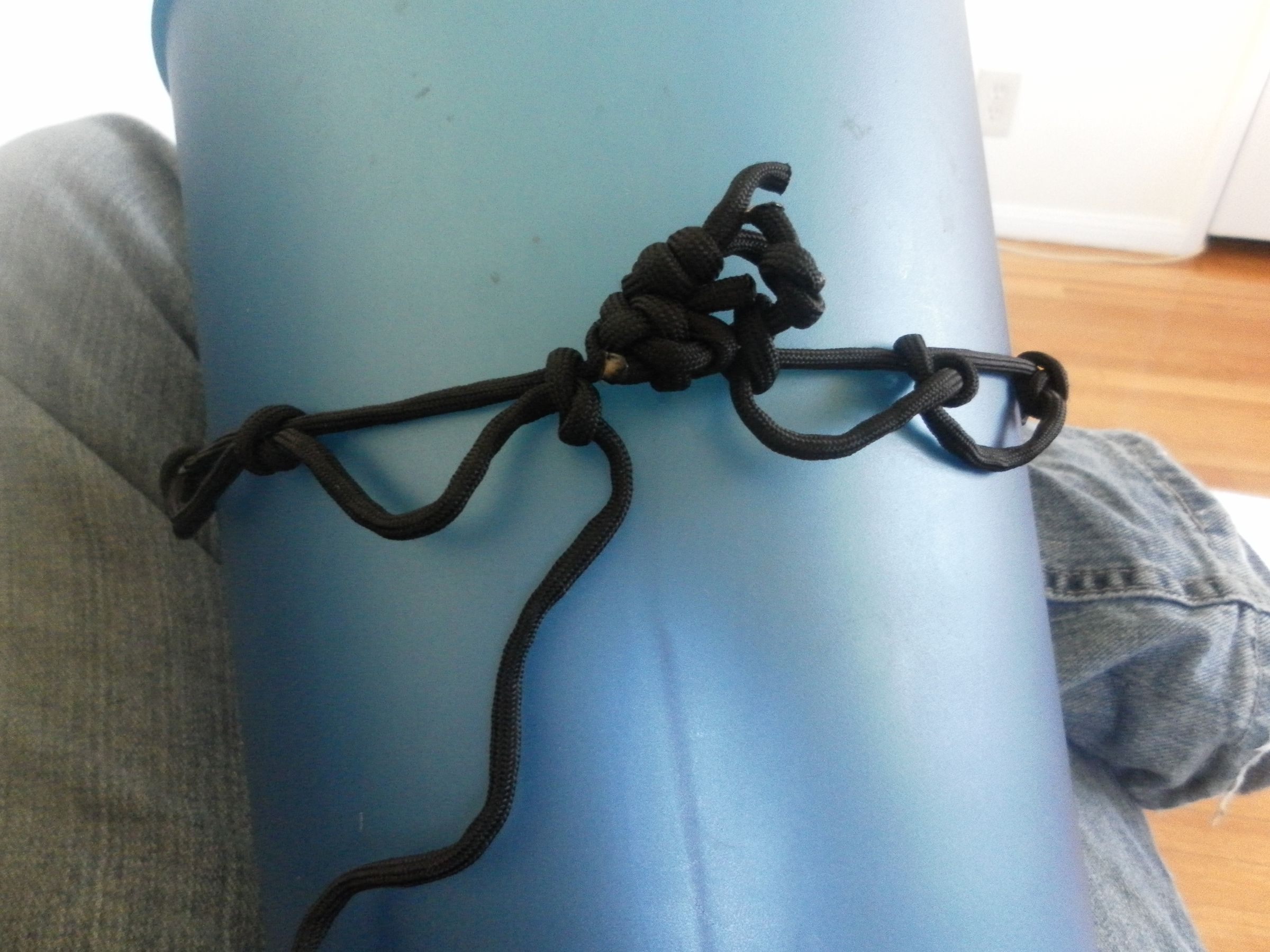 Easy Paracord Drawstring Pouch! : 6 Steps (with Pictures) - Instructables