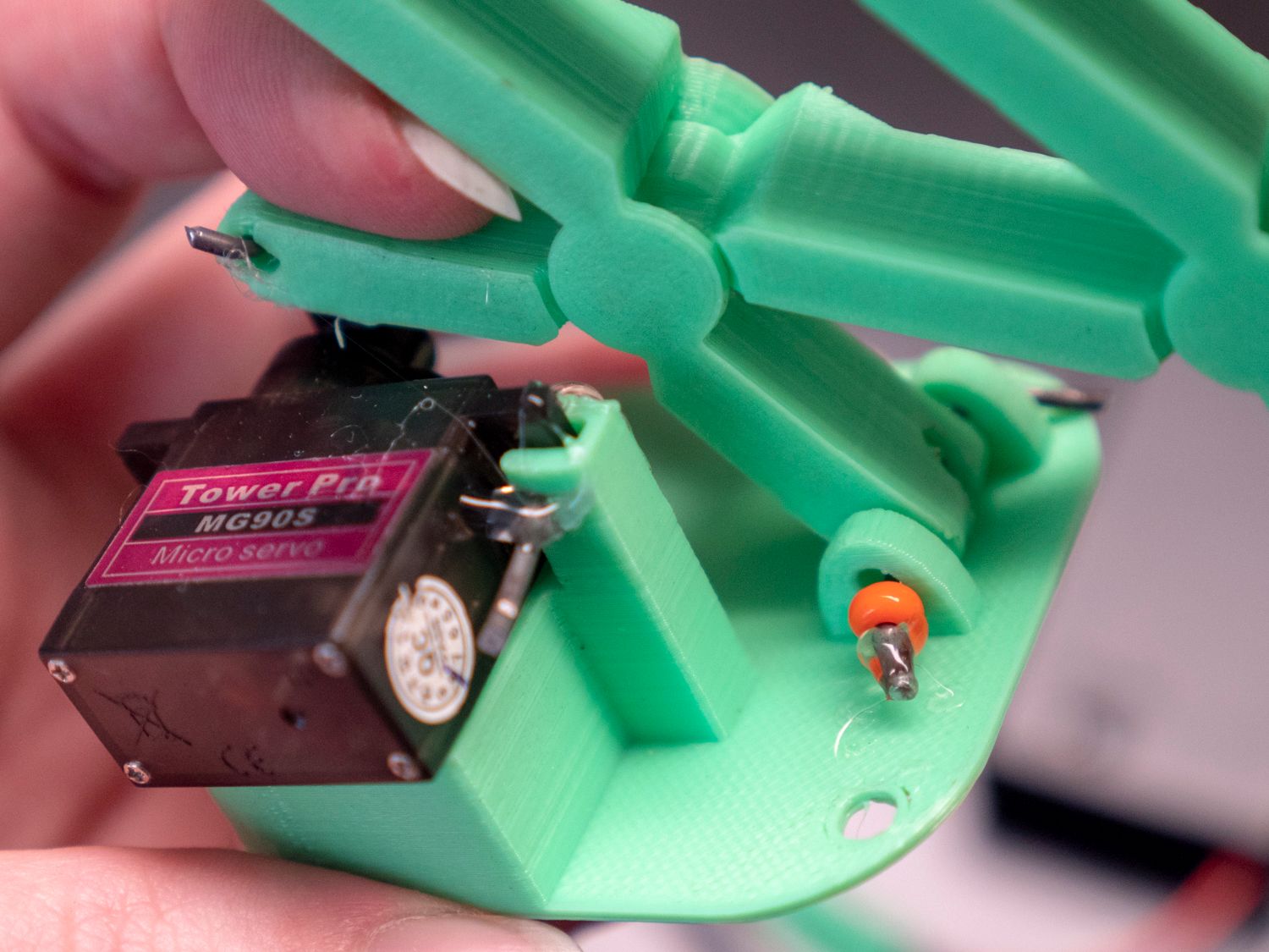 Scissor Drive Servo Hat : 4 Steps (with Pictures) - Instructables