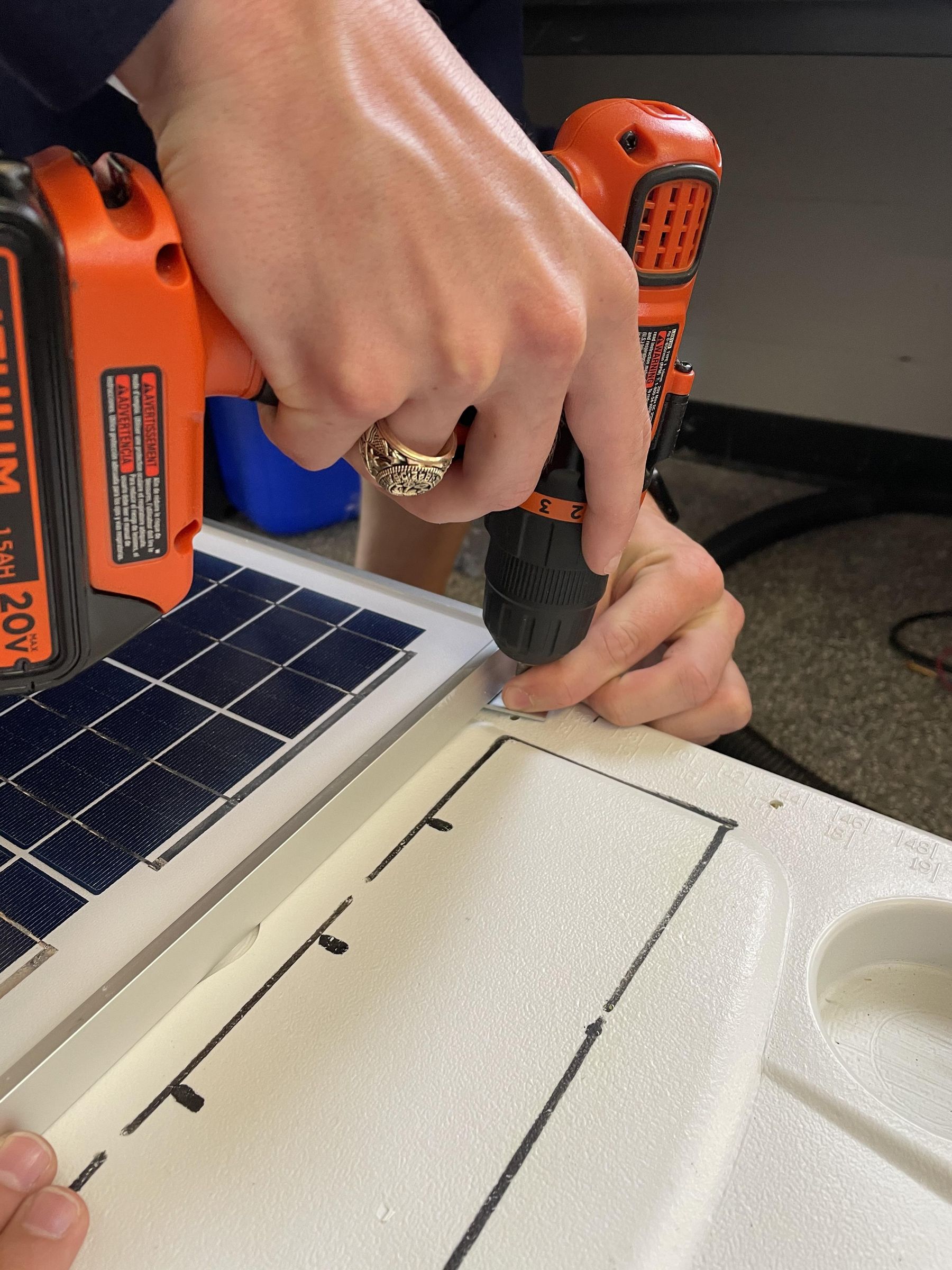 Solar Powered Thermoelectric Dehumidifier : 12 Steps - Instructables