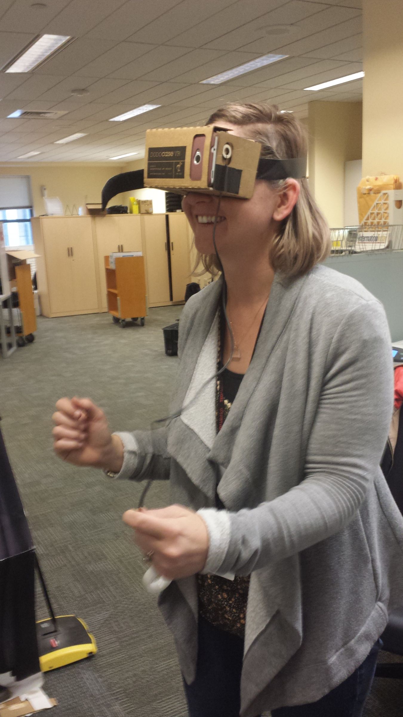 Google Cardboard DODOcase Headstrap : 5 Steps - Instructables