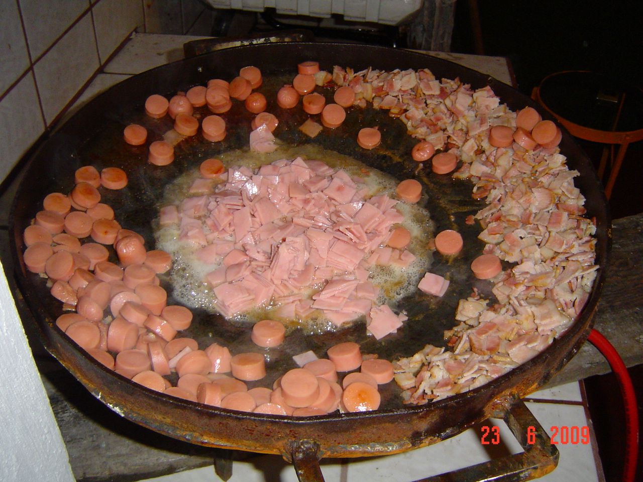 How to Make Mexican Discada : 8 Steps (with Pictures) - Instructables