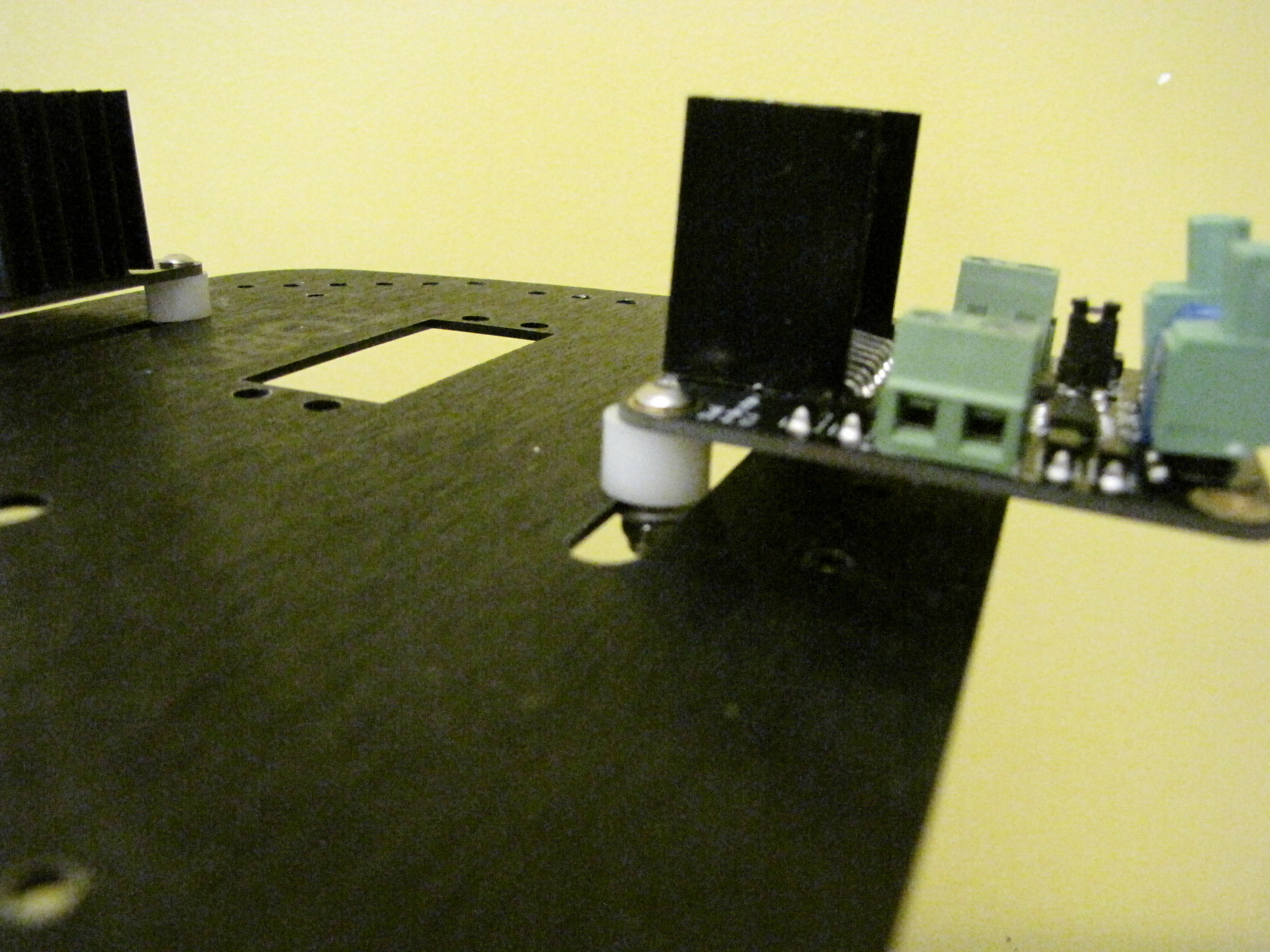 Robot Driven by PS3 Controller Through Arduino and Wifi Shield : 16 ...