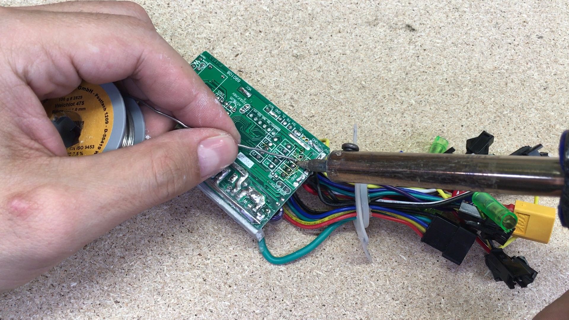 DIY: Electric Scooter Conversion With Hoverboard Parts : 16 Steps (with ...