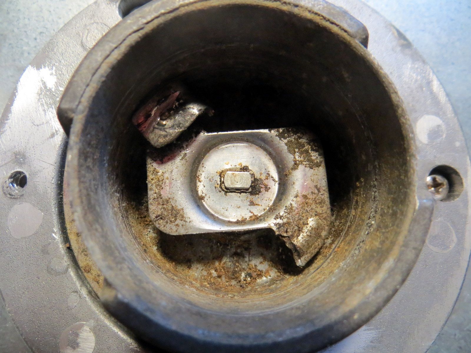 DIY Sharpening System From a Broken Breadmaker : 13 Steps (with ...