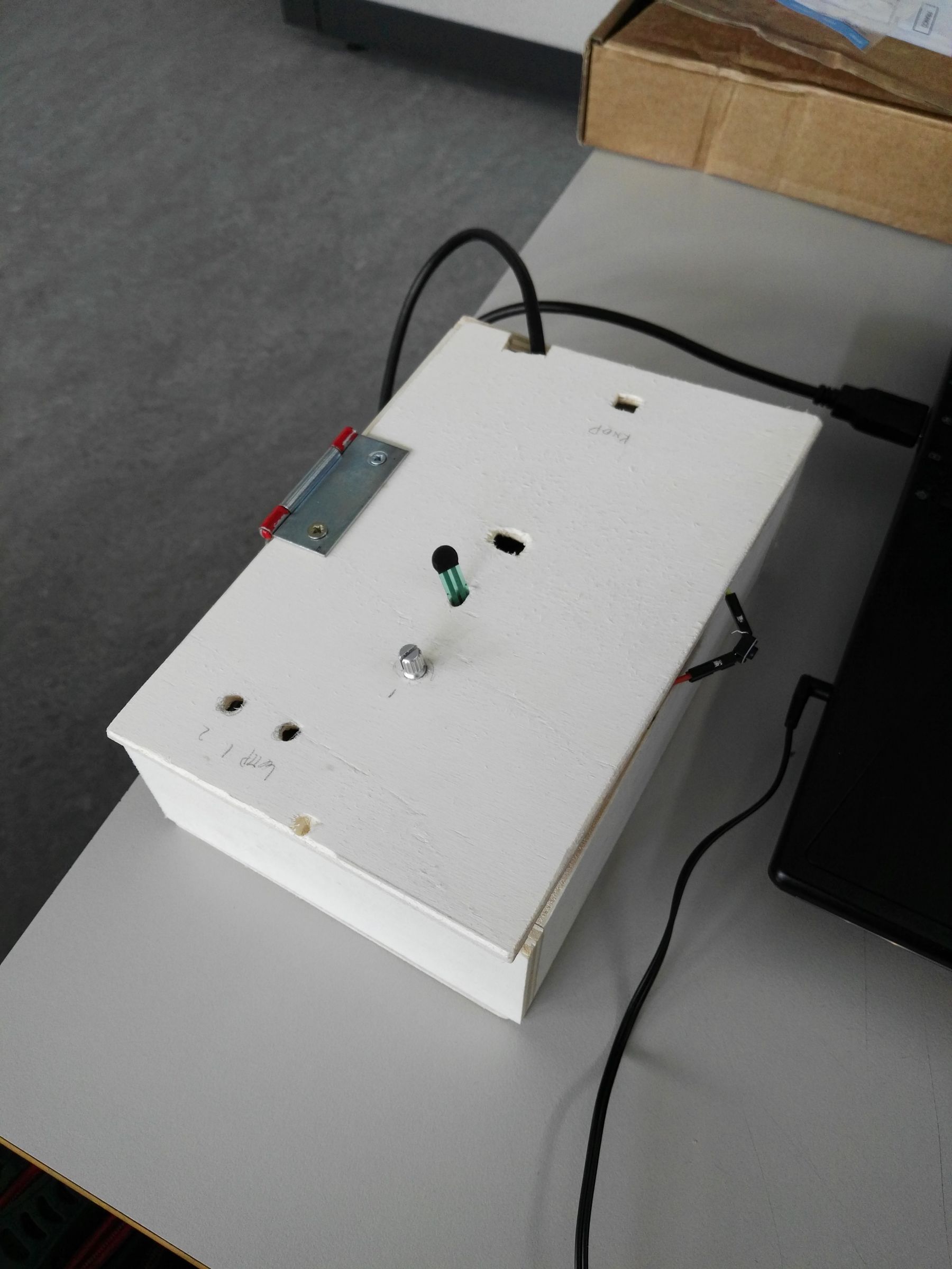 Magic 8 Ball Guess Game : 11 Steps (with Pictures) - Instructables