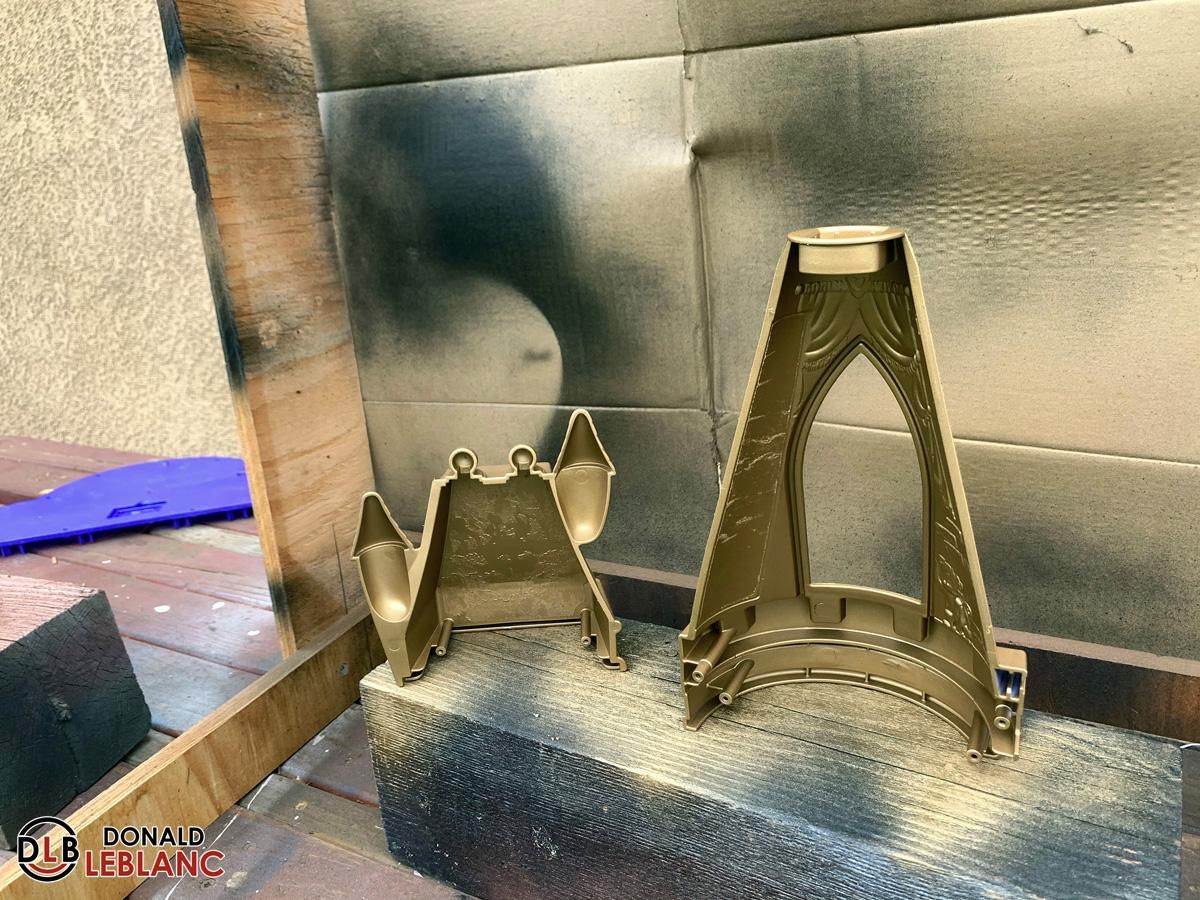 How to Make a DIY Haunted/Gothic Castle From an Old Plastic Dollhouse ...