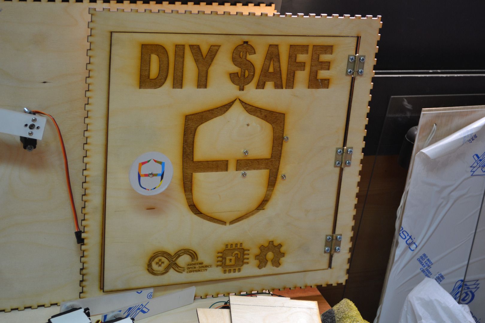 DIY Safe Using Pattern Lock Shield : 4 Steps - Instructables