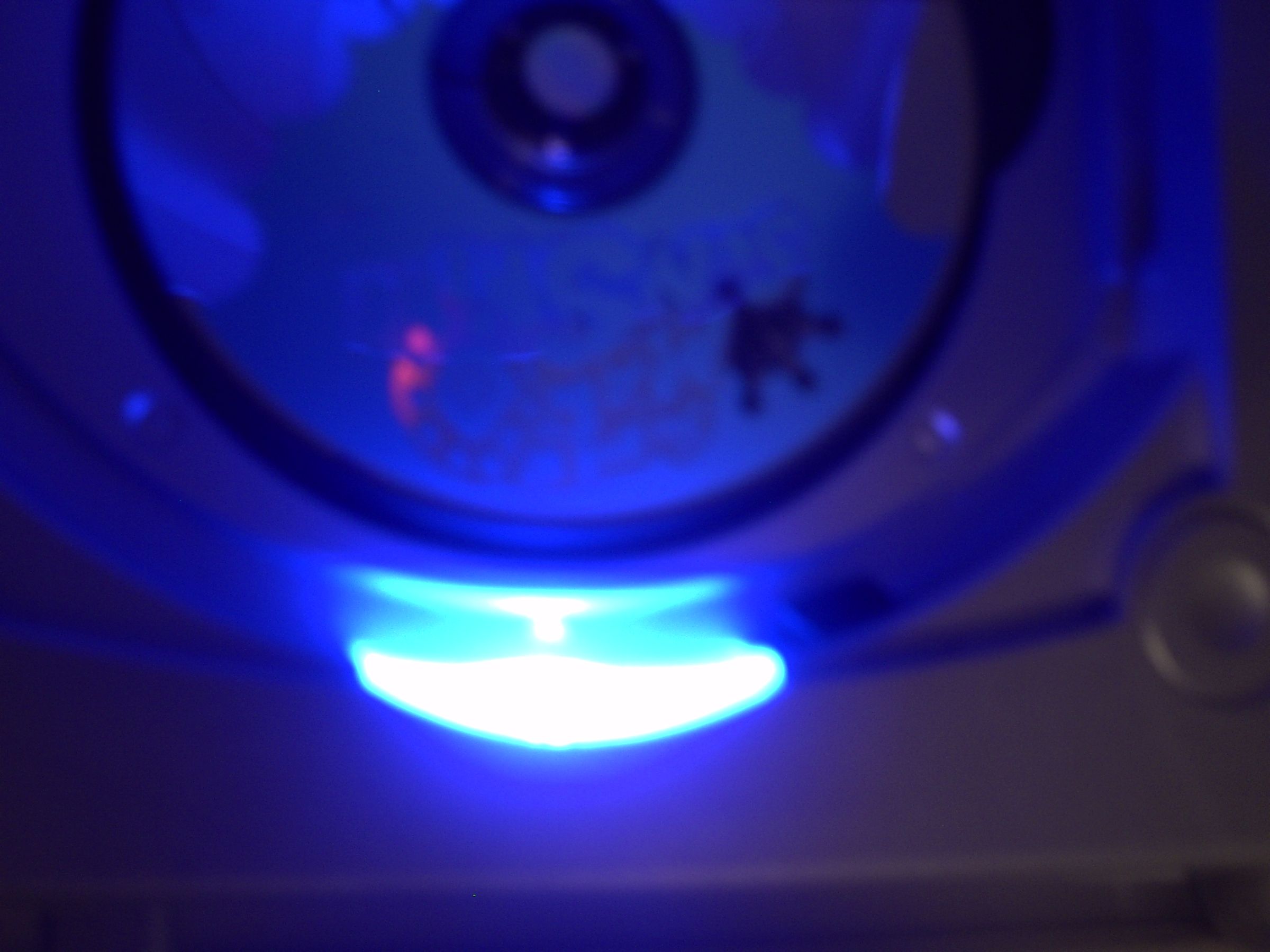 How to Replace the Power Light in Your Nintendo Gamecube : 6 Steps ...