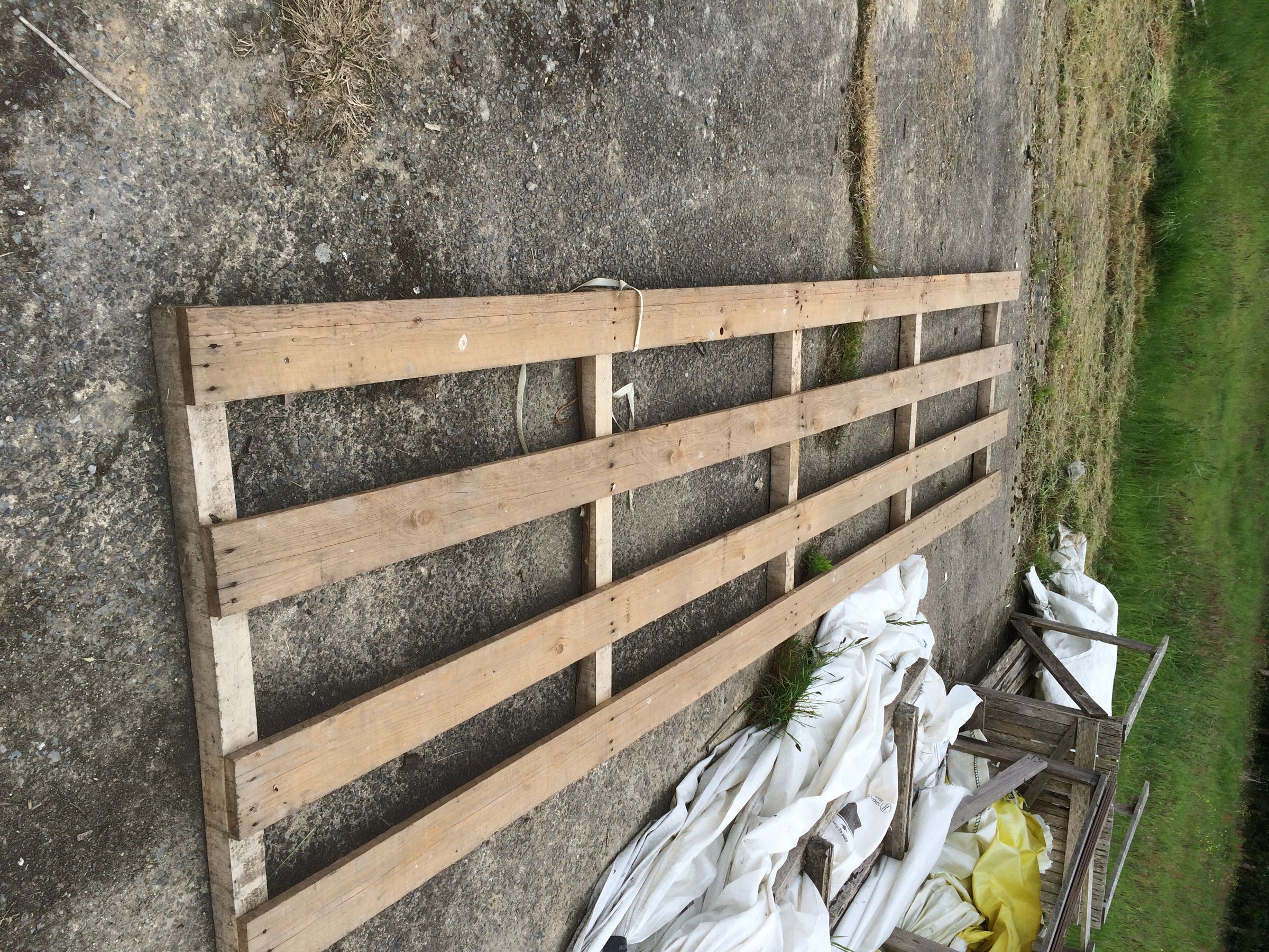 Easy Garden Rack From Pallets : 8 Steps (with Pictures) - Instructables