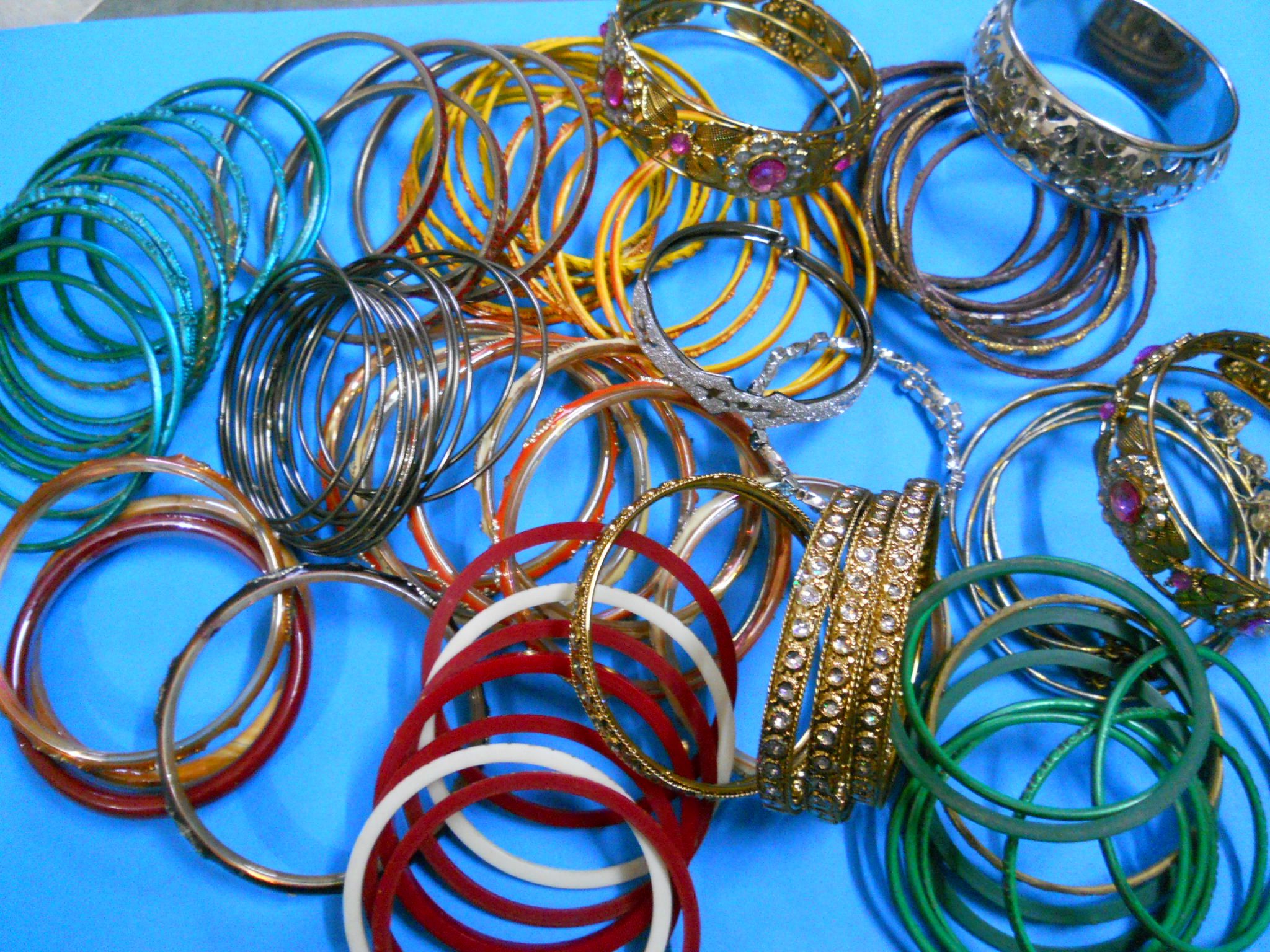 Bangle Organizing- 5 Simple Ways : 5 Steps - Instructables