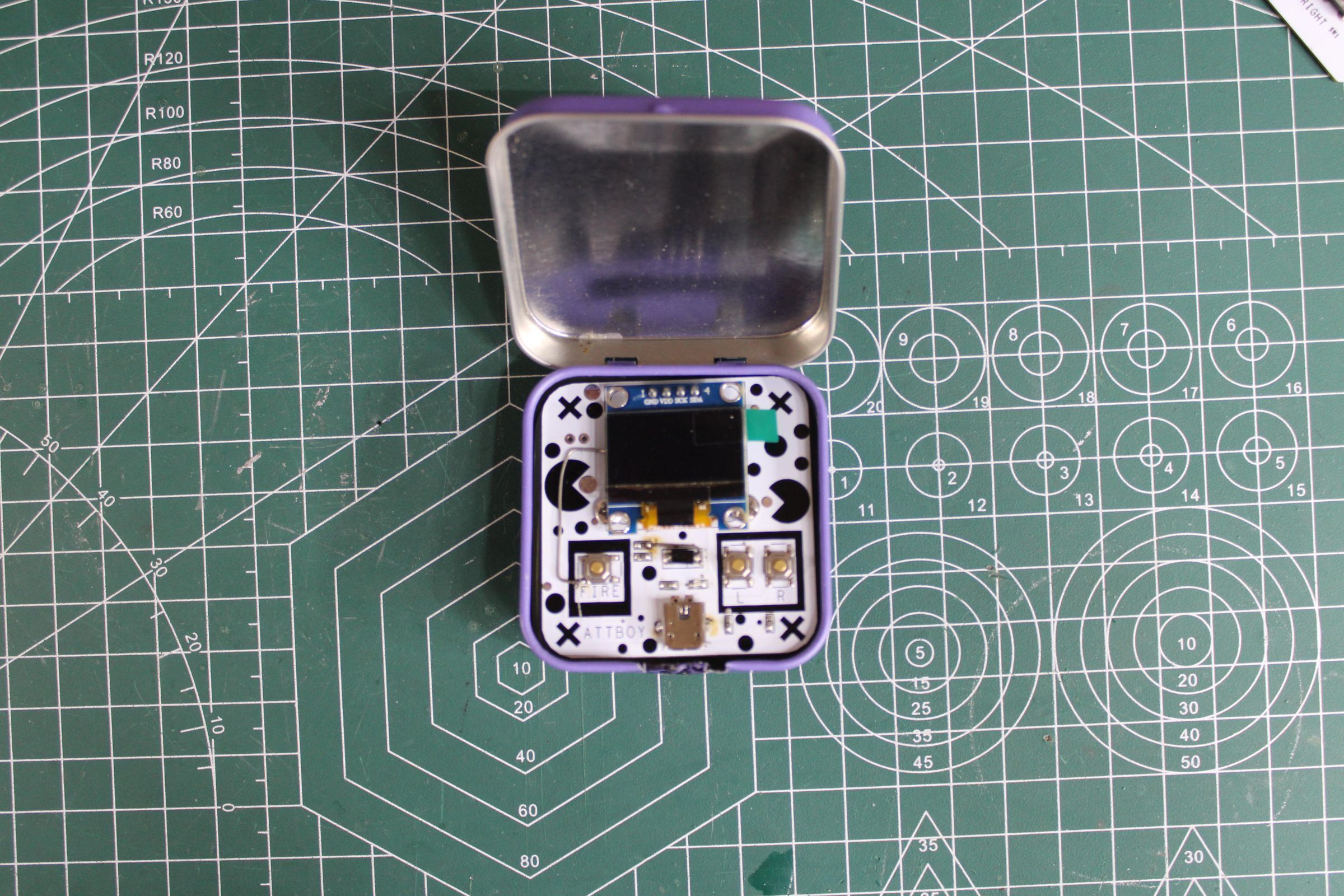 Candy Box Gameboy : 14 Steps (with Pictures) - Instructables