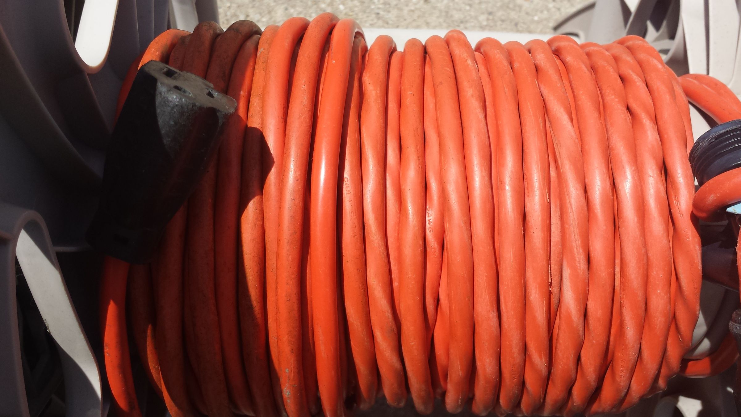 Power Cord Life Hack - Instructables