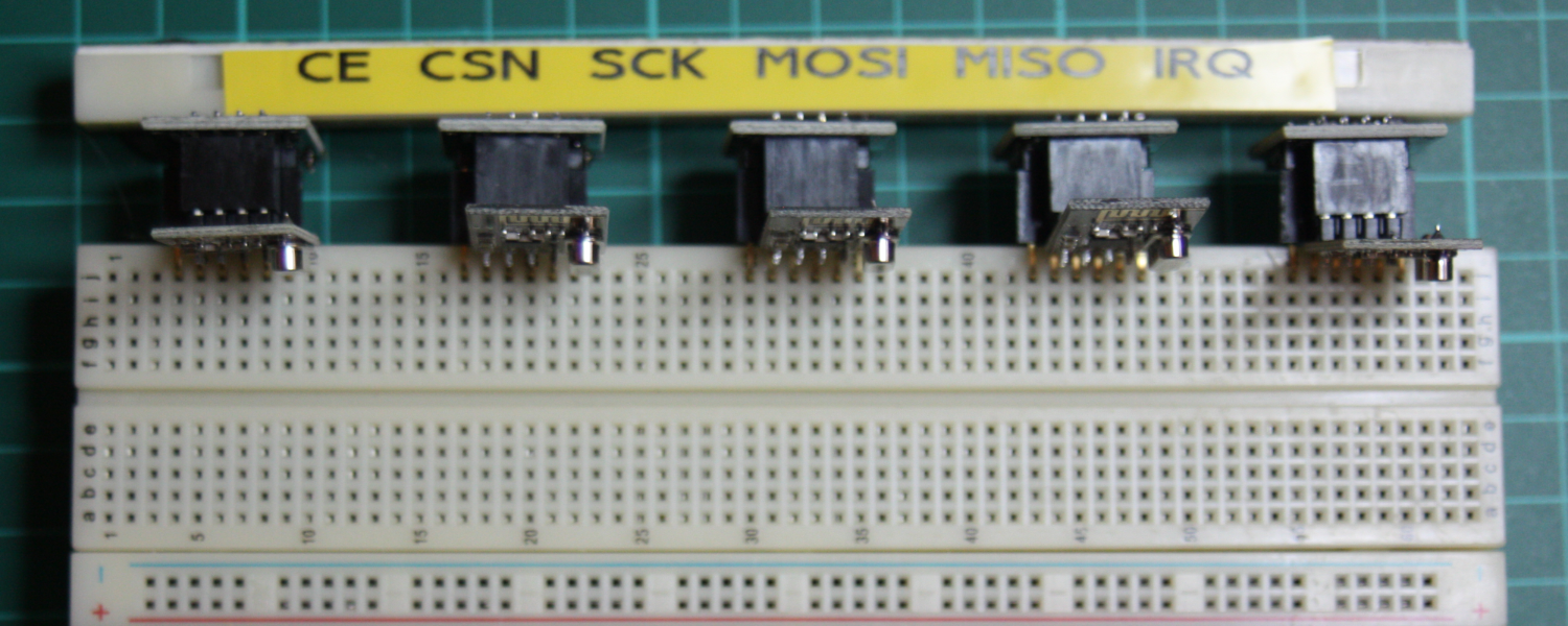 4 Way Traffic Light System Using 5 Arduinos and 5 NRF24L01 Wireless ...