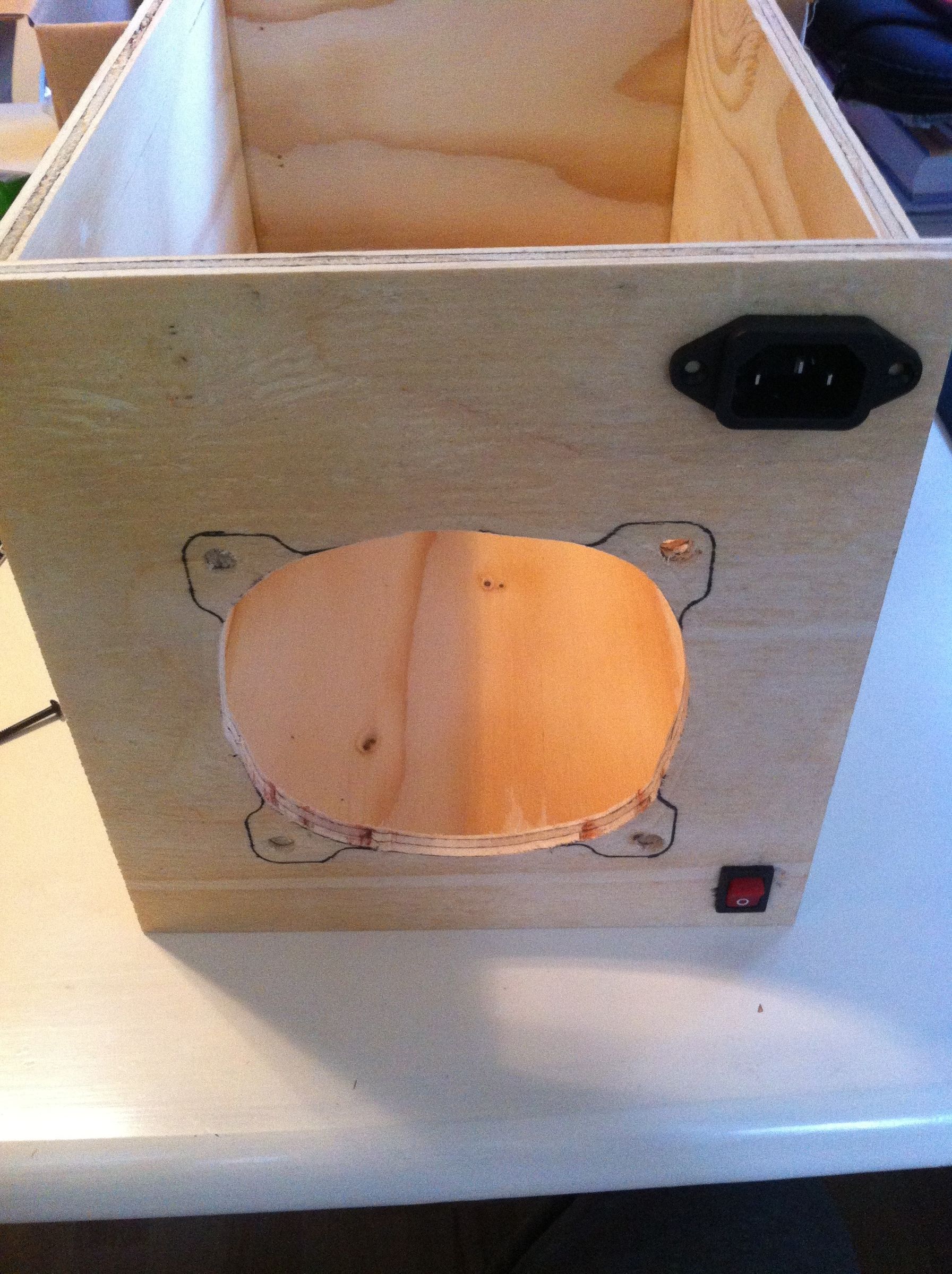 How to Build a Portable Cloud Chamber : 9 Steps - Instructables