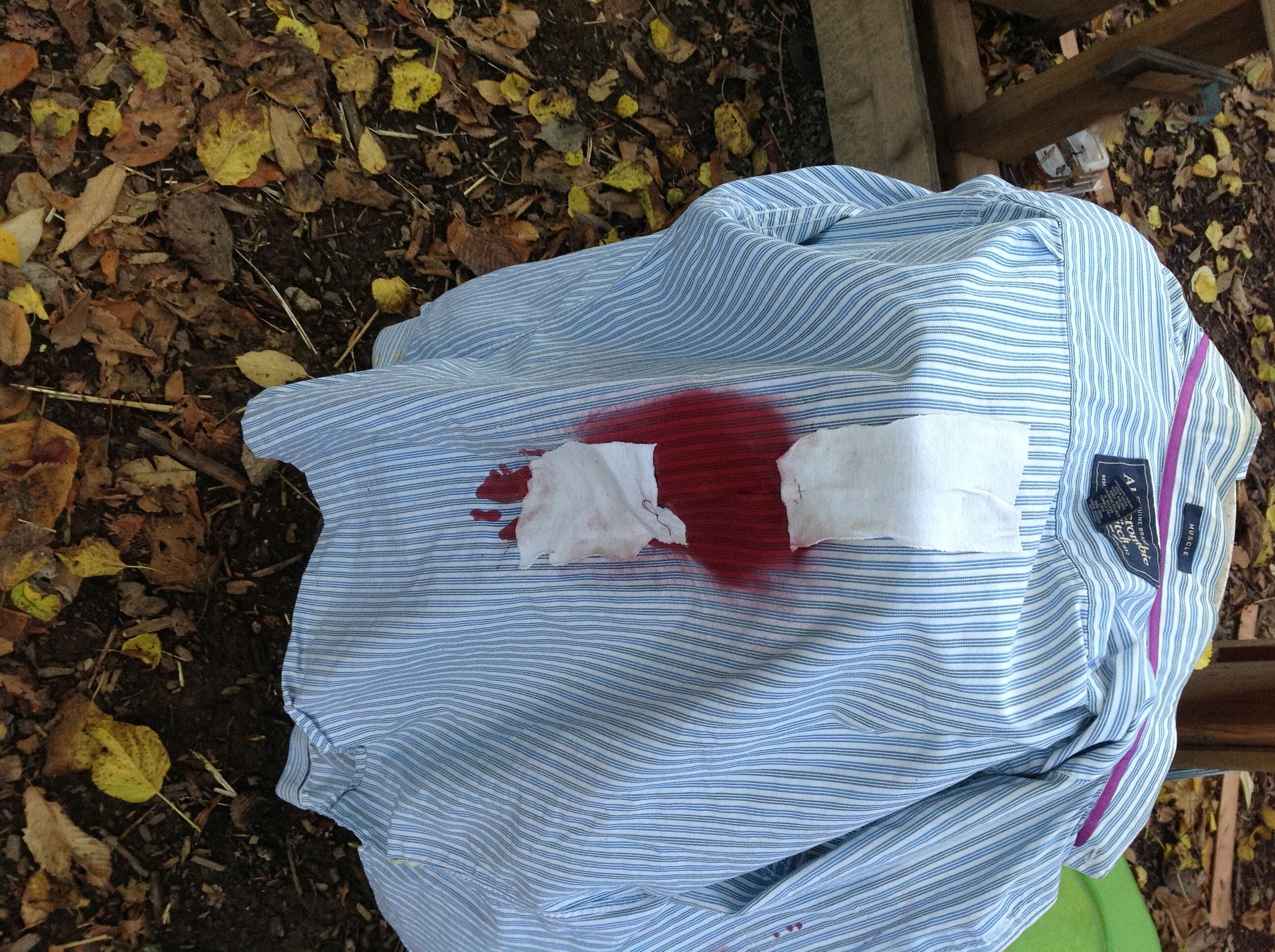 Stabbed in the Back Costume : 10 Steps (with Pictures) - Instructables