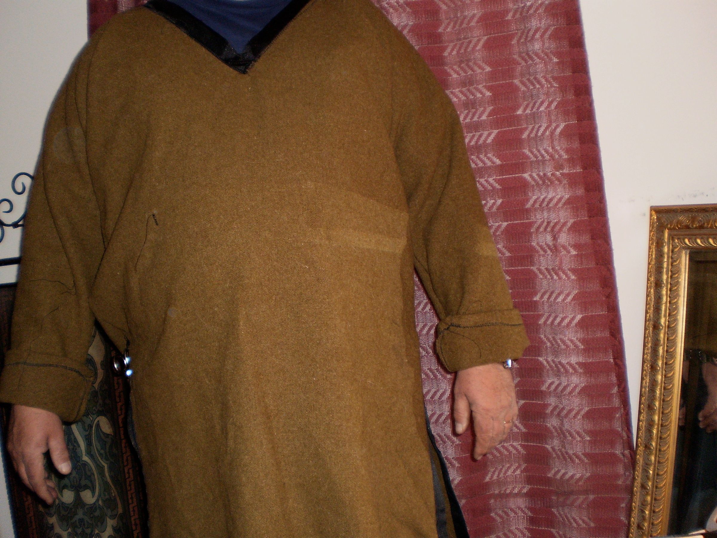 Wool Shirt From a Old Blanket : 4 Steps - Instructables