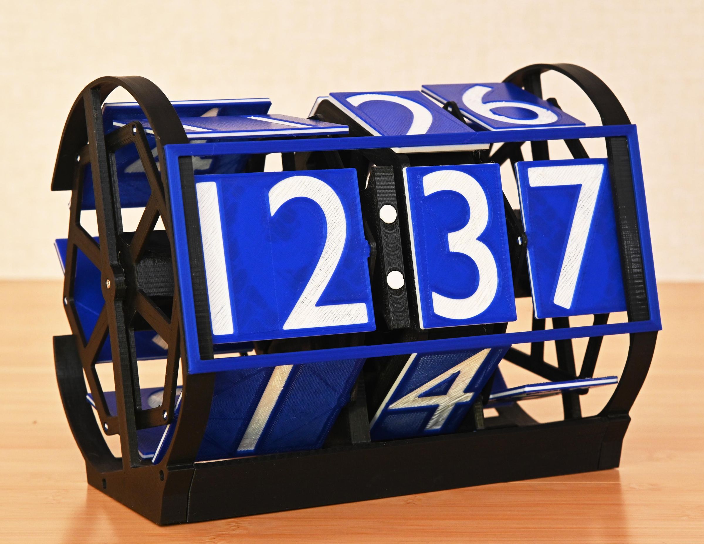 Non-Split Flap Digital Clock : 7 Steps (with Pictures) - Instructables