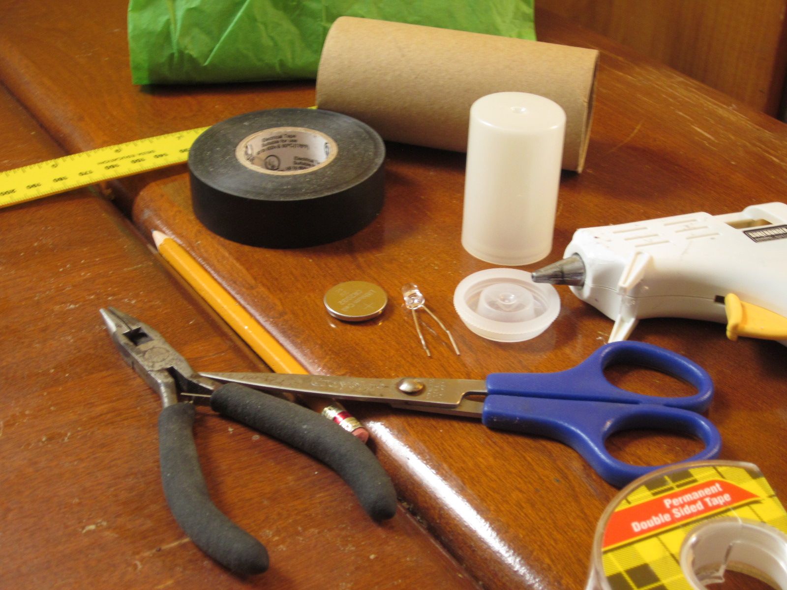 Mini LED Lantern : 4 Steps - Instructables