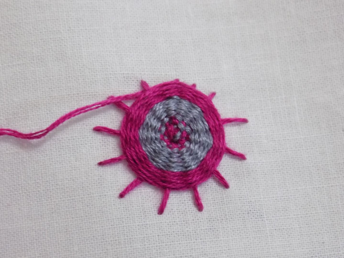 Embroidery 101: Freestyle Weaving : 10 Steps (with Pictures ...